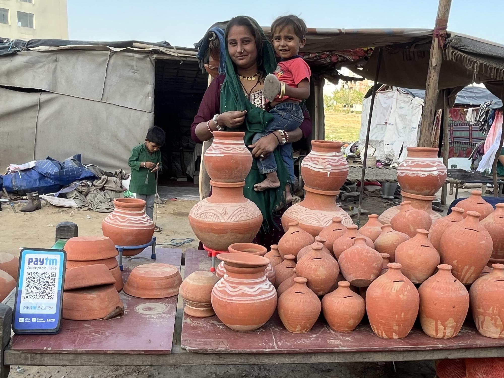 Indians ditch cash as QR codes and apps like PhonePe, Paytm make ...