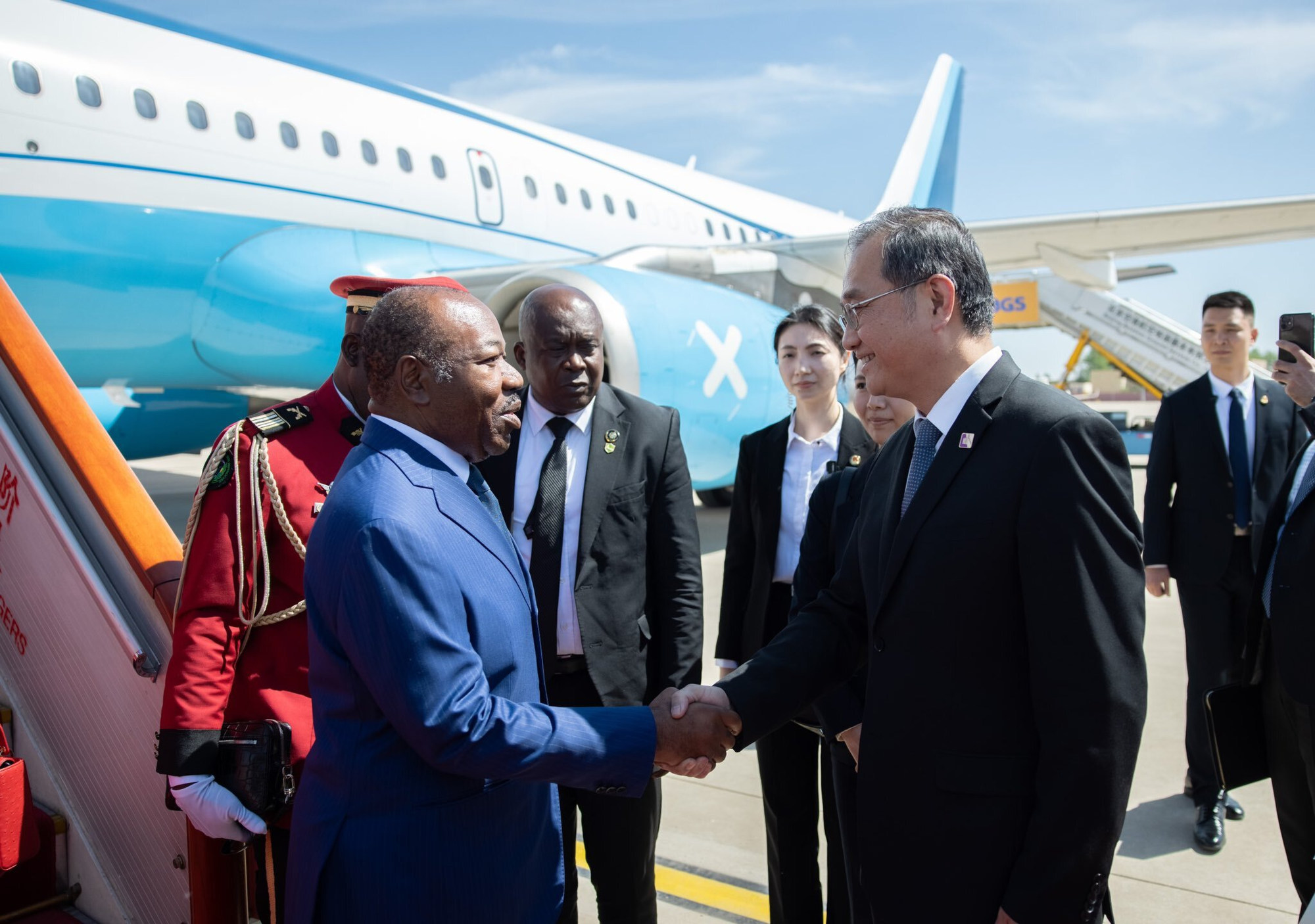 Xi calls for upgrade to China-Gabon ties in talks with ‘old friend’ Bongo | South China Morning Post