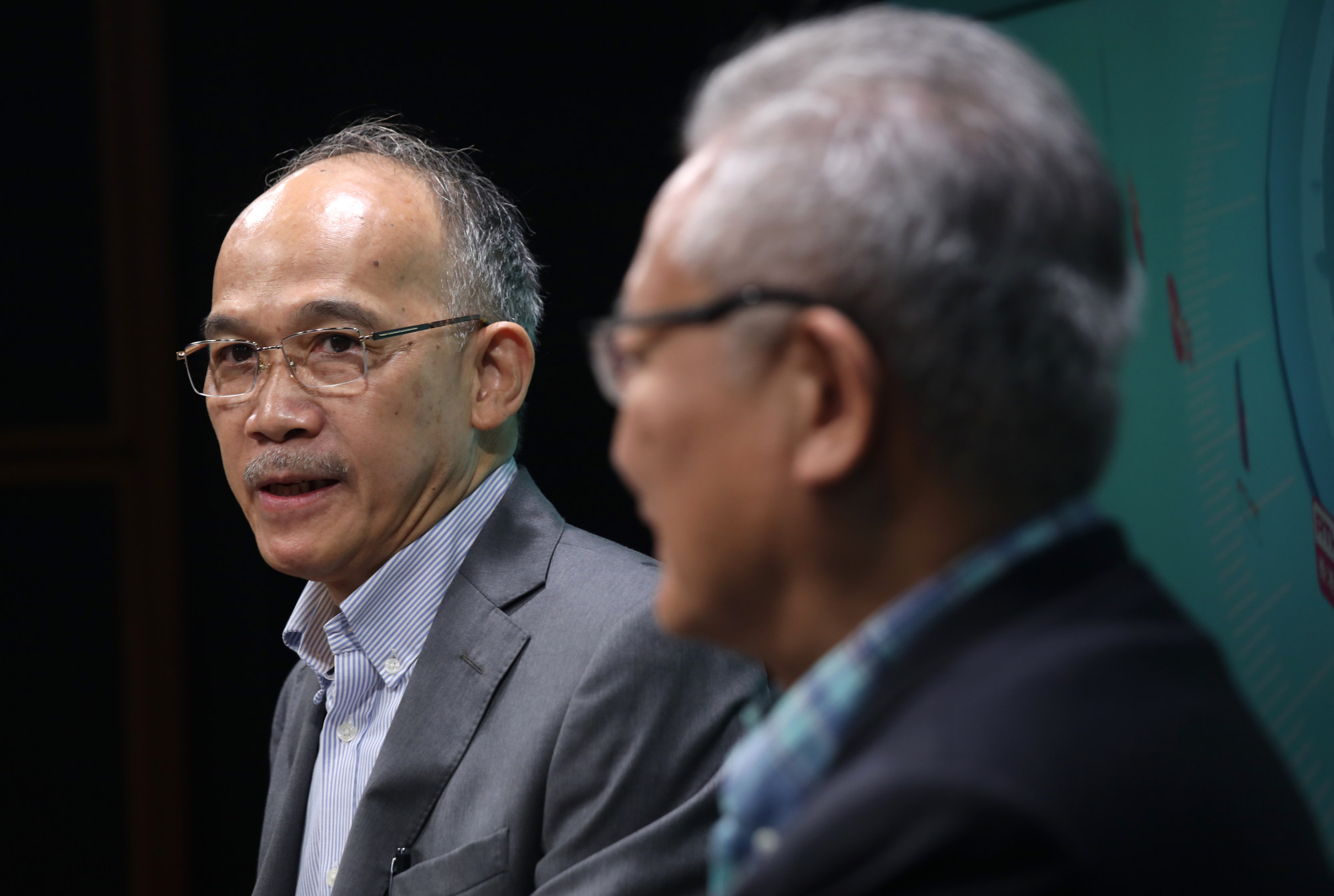 Hong Kong energy firm should give back reward for fixing power outage ...