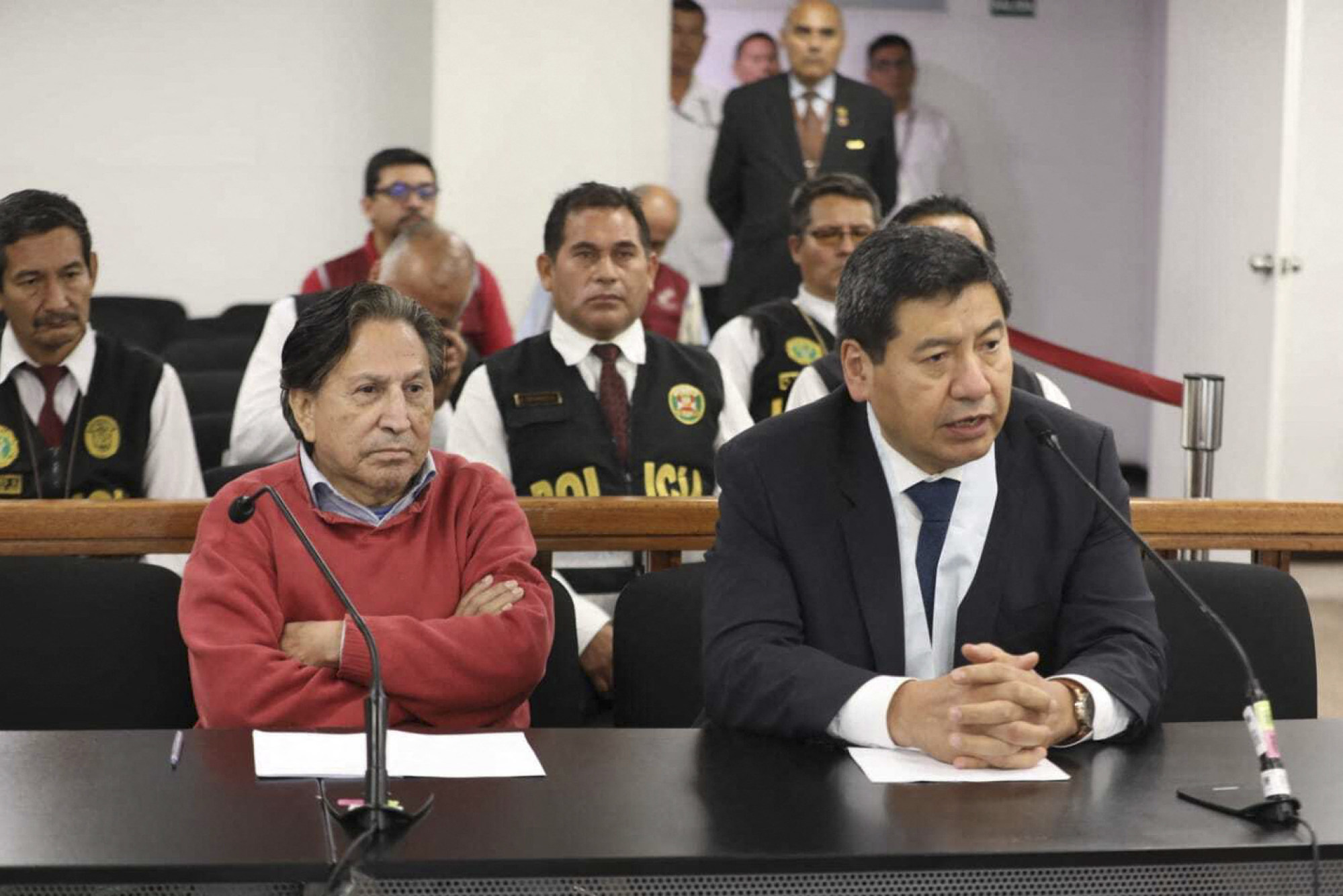 Perus Ex President Alejandro Toledo Extradited From Us Taken To