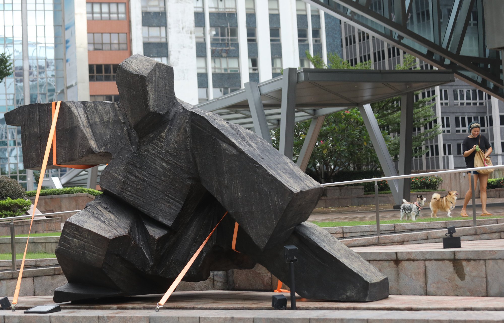 ‘The monumentality of mountains’: Taiwanese sculptor Ju Ming, who paved ...