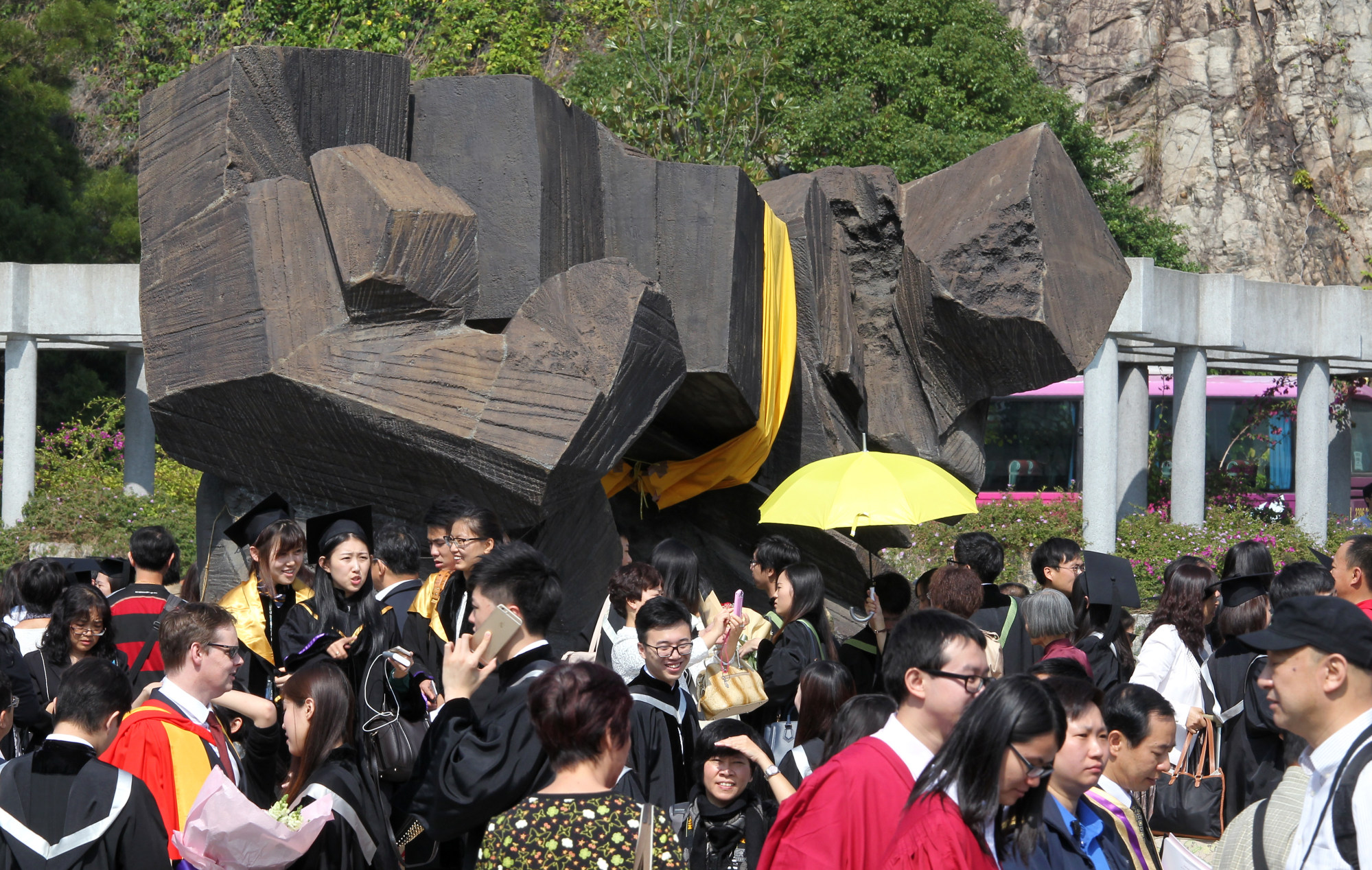 ‘The monumentality of mountains’: Taiwanese sculptor Ju Ming, who paved ...