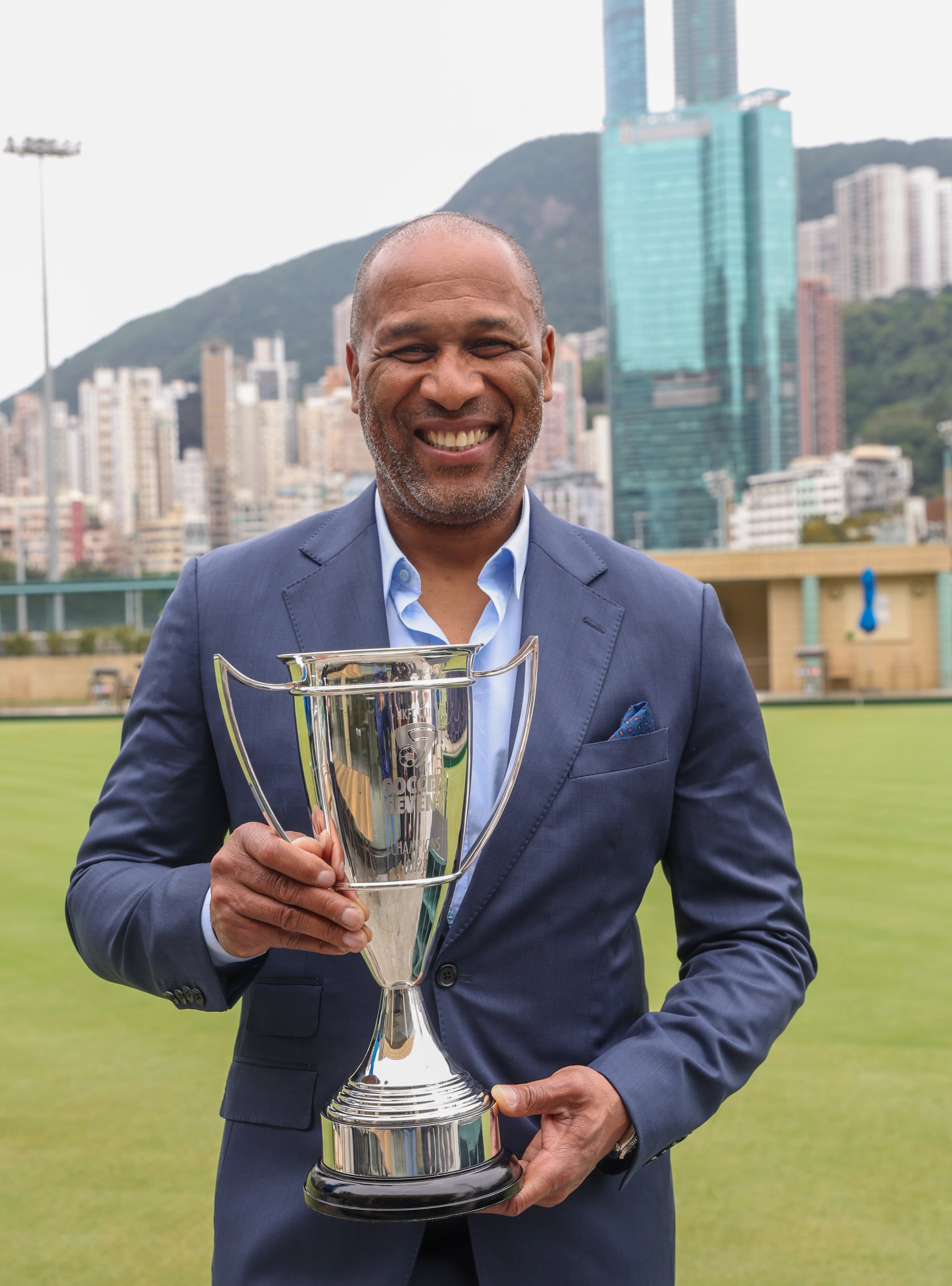 Premier League legend Les Ferdinand on hand for Soccer Sevens draw ...