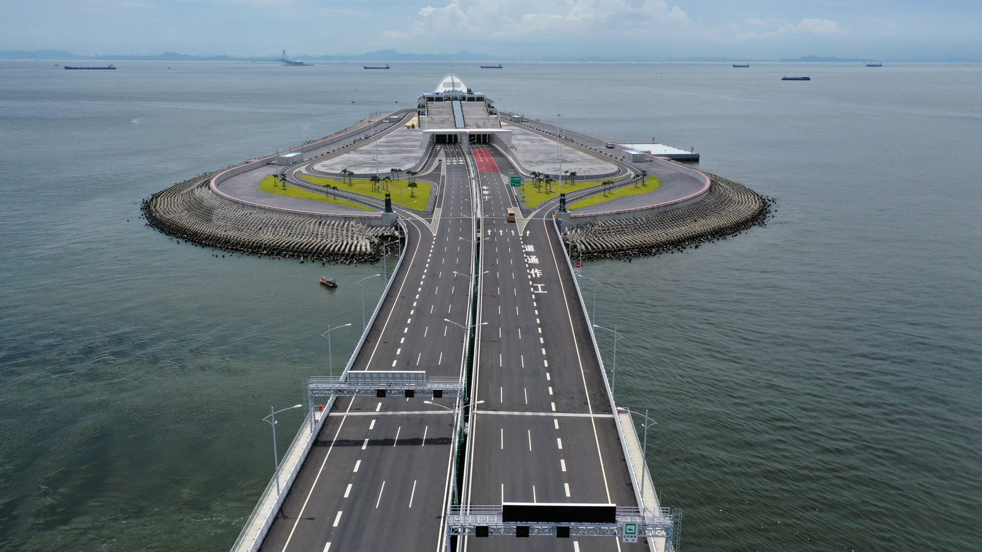 Applications for much-awaited scheme for Hongkongers to drive to ...