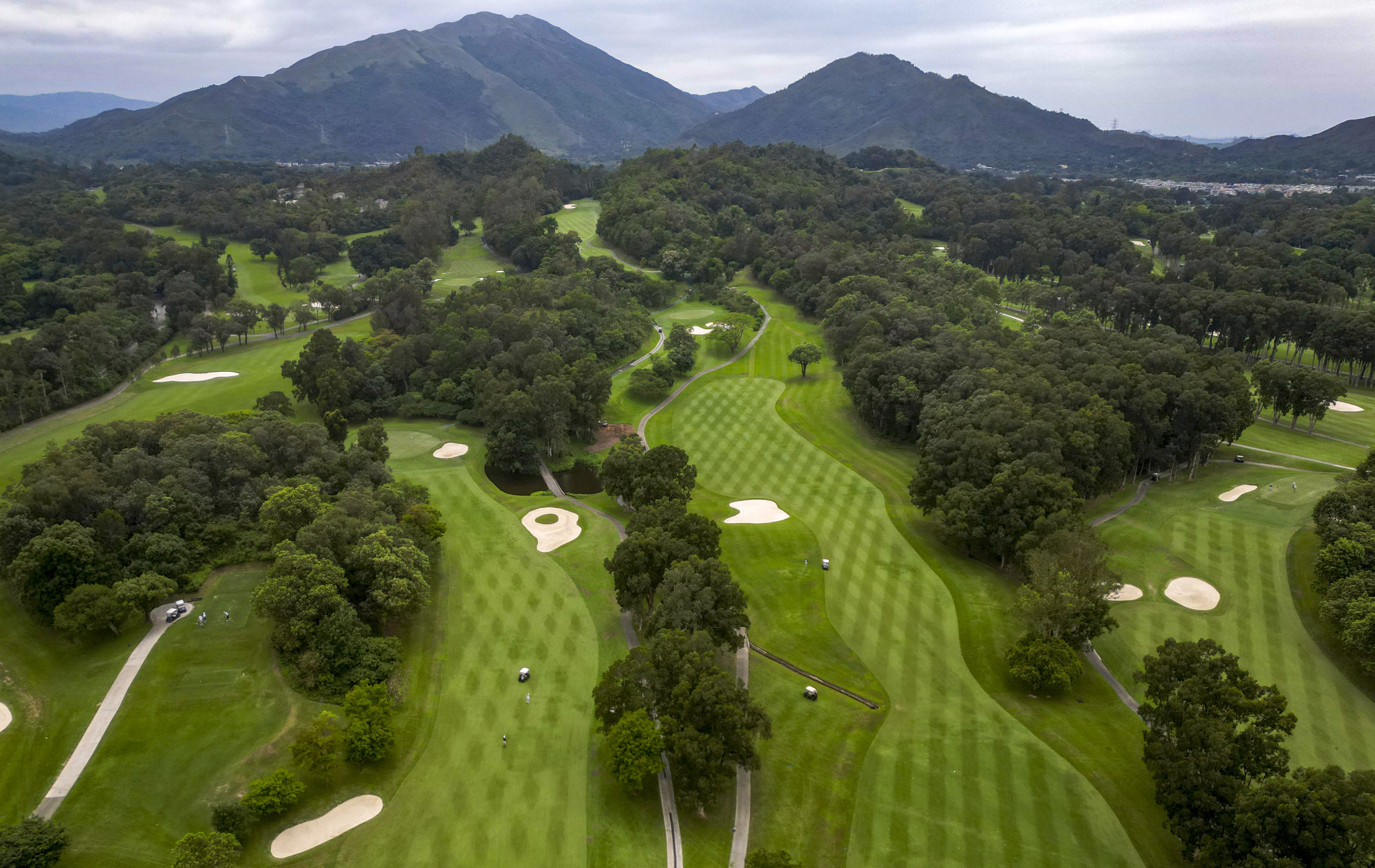 Controversial housing plan for Hong Kong Golf Club site likely to ...