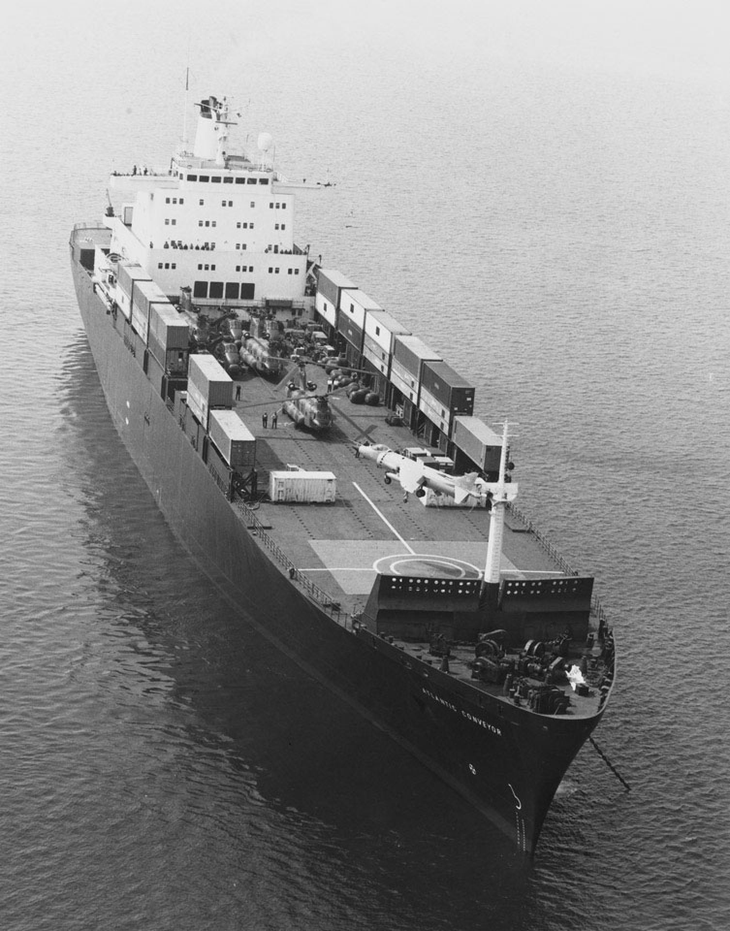 ‘Cannibalised’ parts show UK challenge to keep 2 aircraft carriers in ...