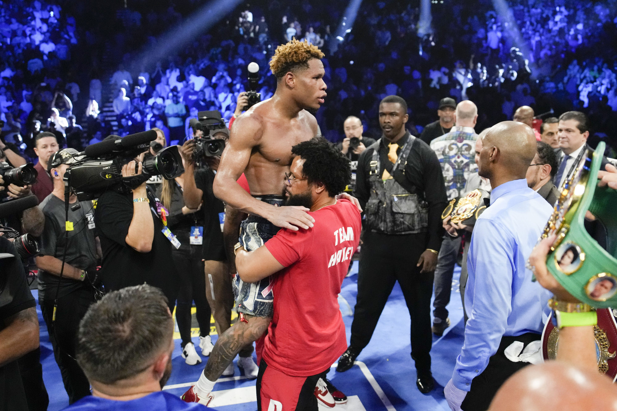 Fans, fighters dispute ‘robbery’ as Devin Haney defeats Vasiliy ...