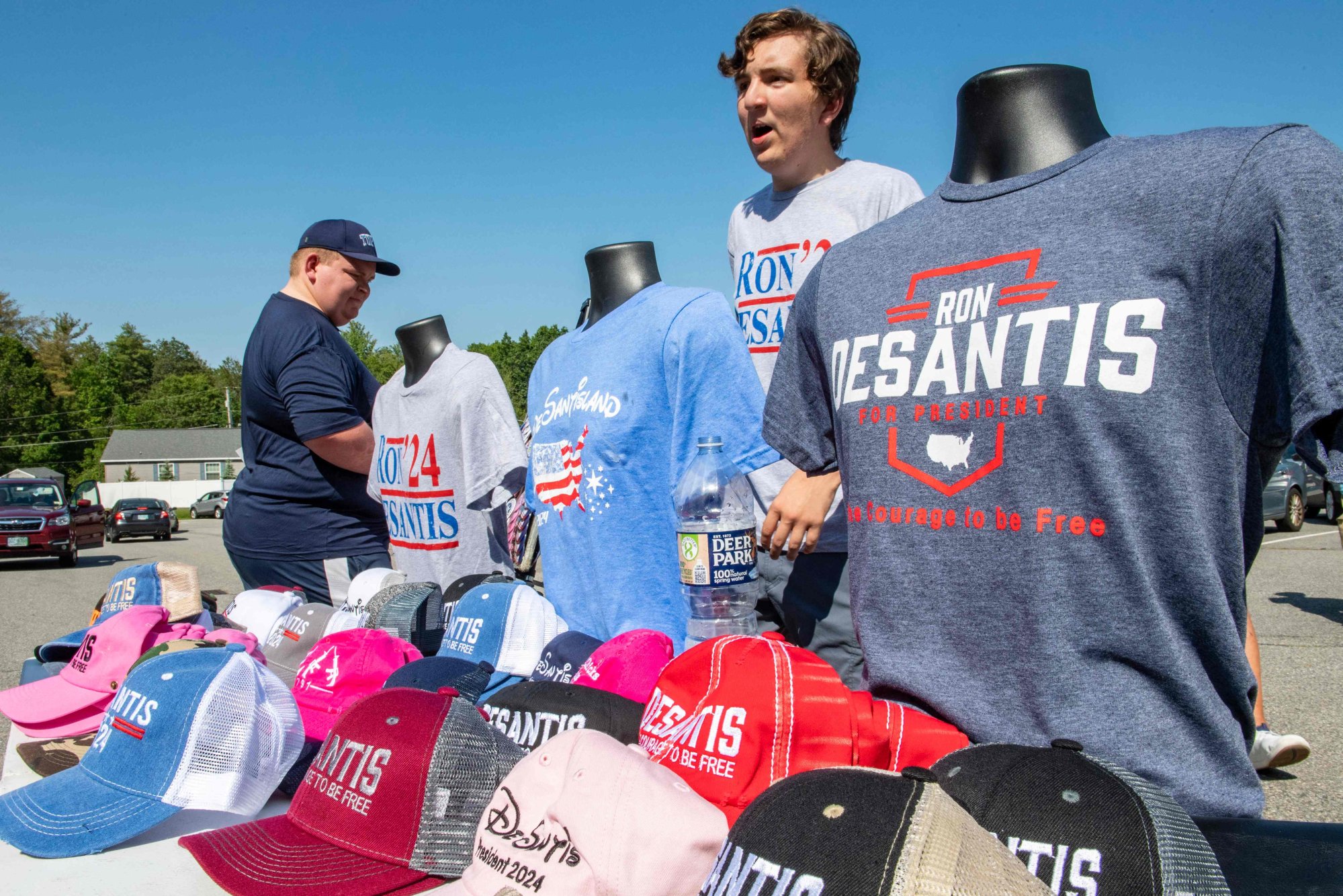 Donald Trump and Ron DeSantis trade jabs in duelling appearances on ...