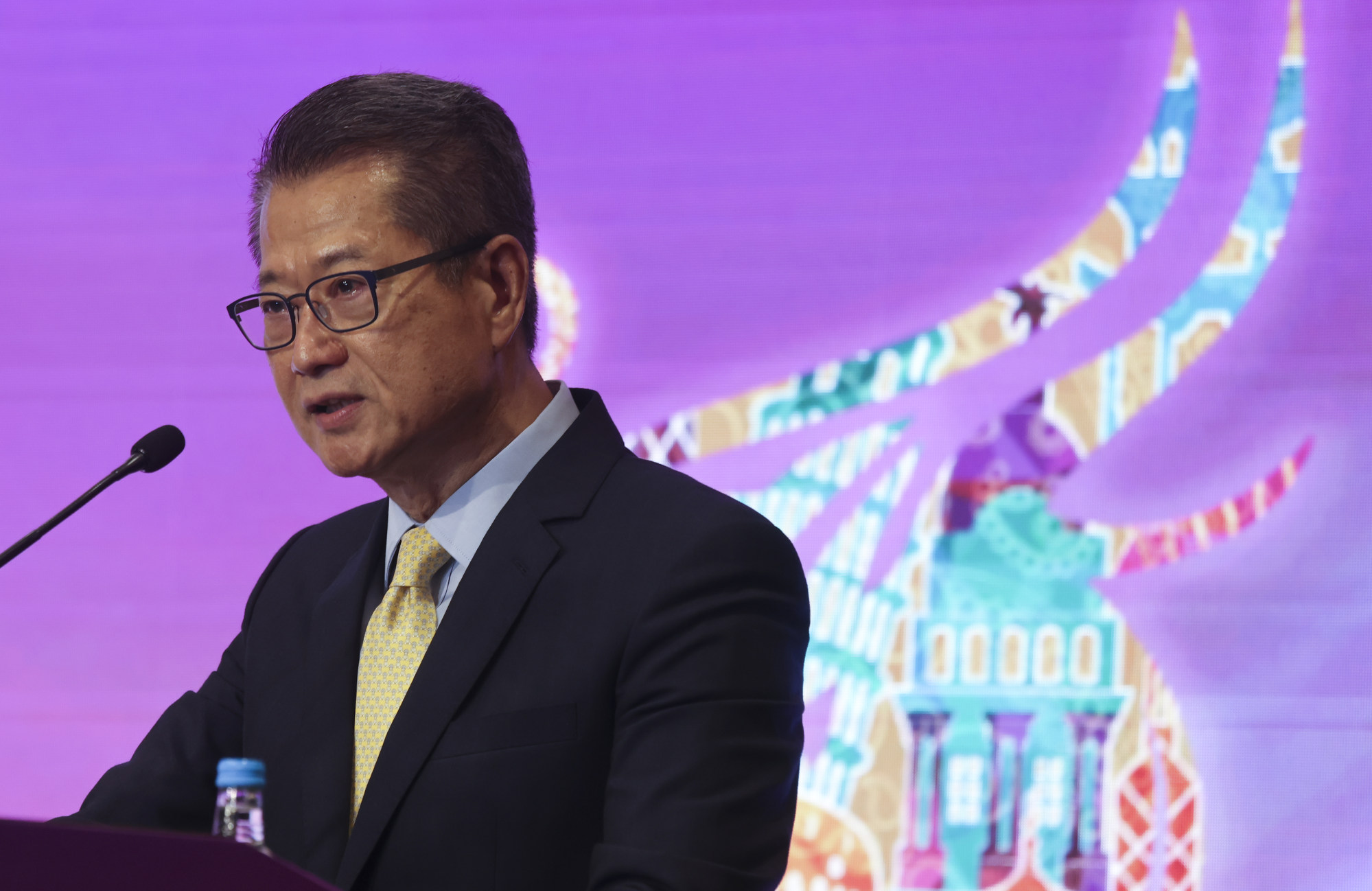 Hong Kong’s leaders and their social media strategies one year on ...