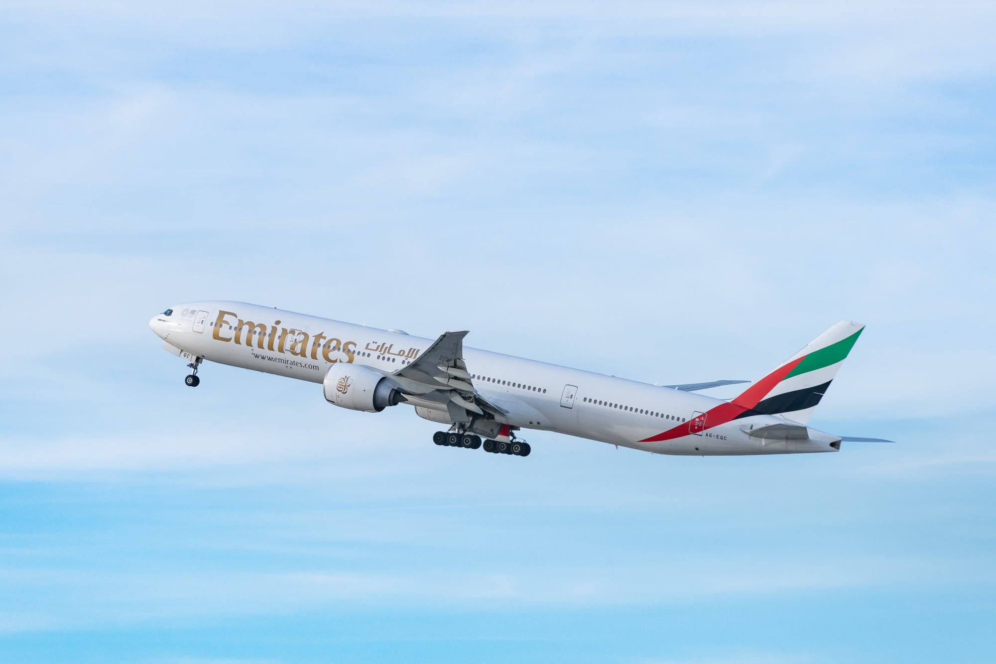The world’s 10 best airlines of 2023: from Emirates vs Qatar Airways to ...