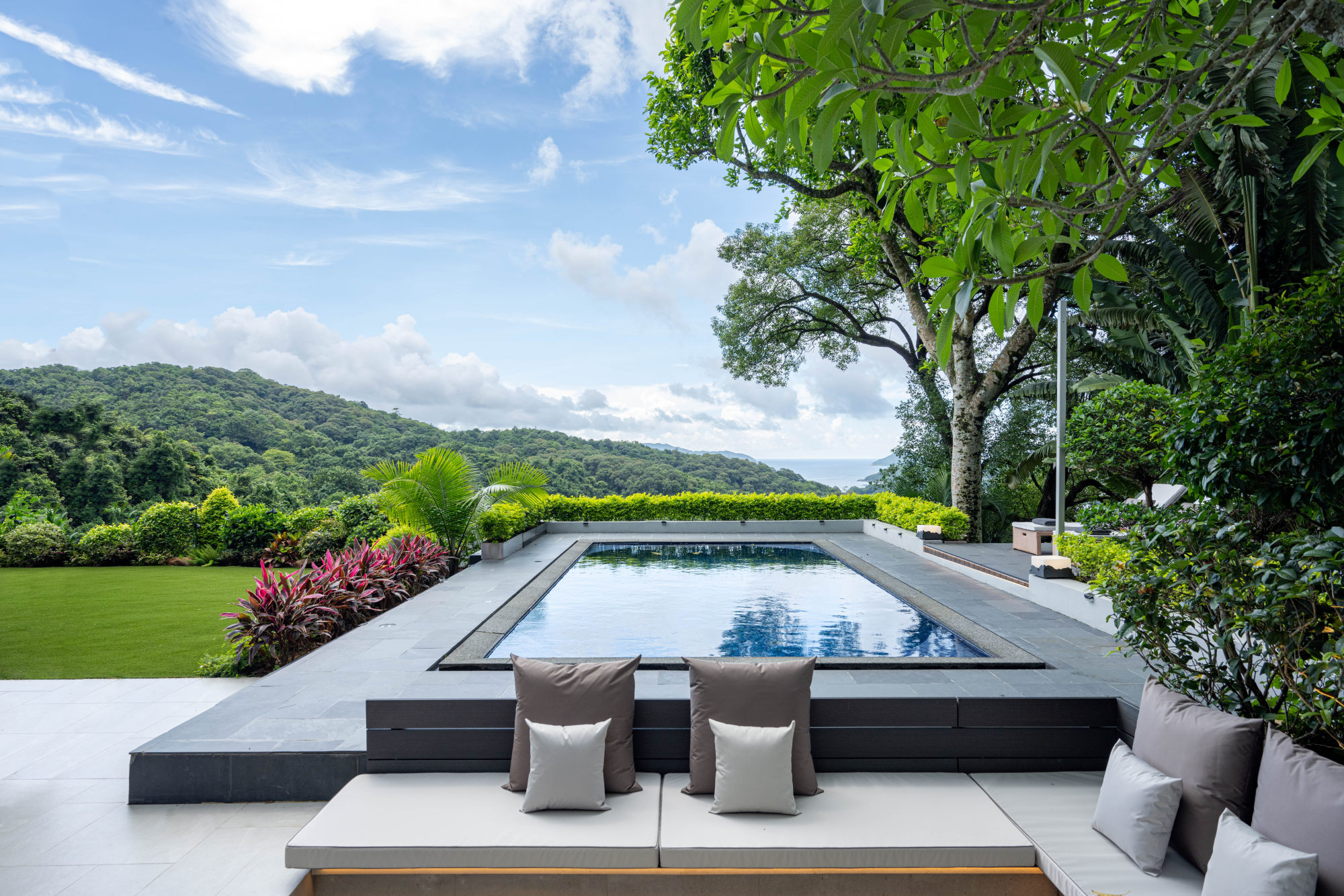 Bali on his mind: luxury villa with garden and pool, soft mood lighting ...