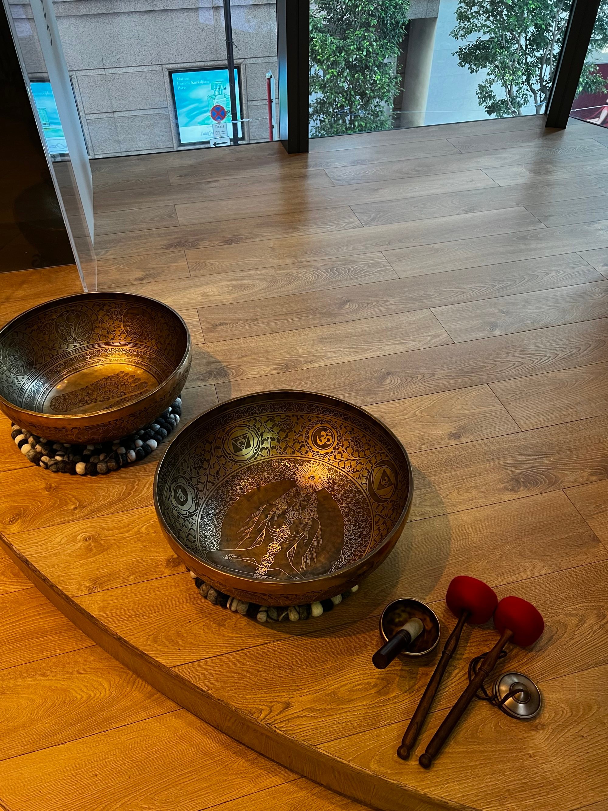 How sound healing can help stressed city dwellers relax, improve their ...