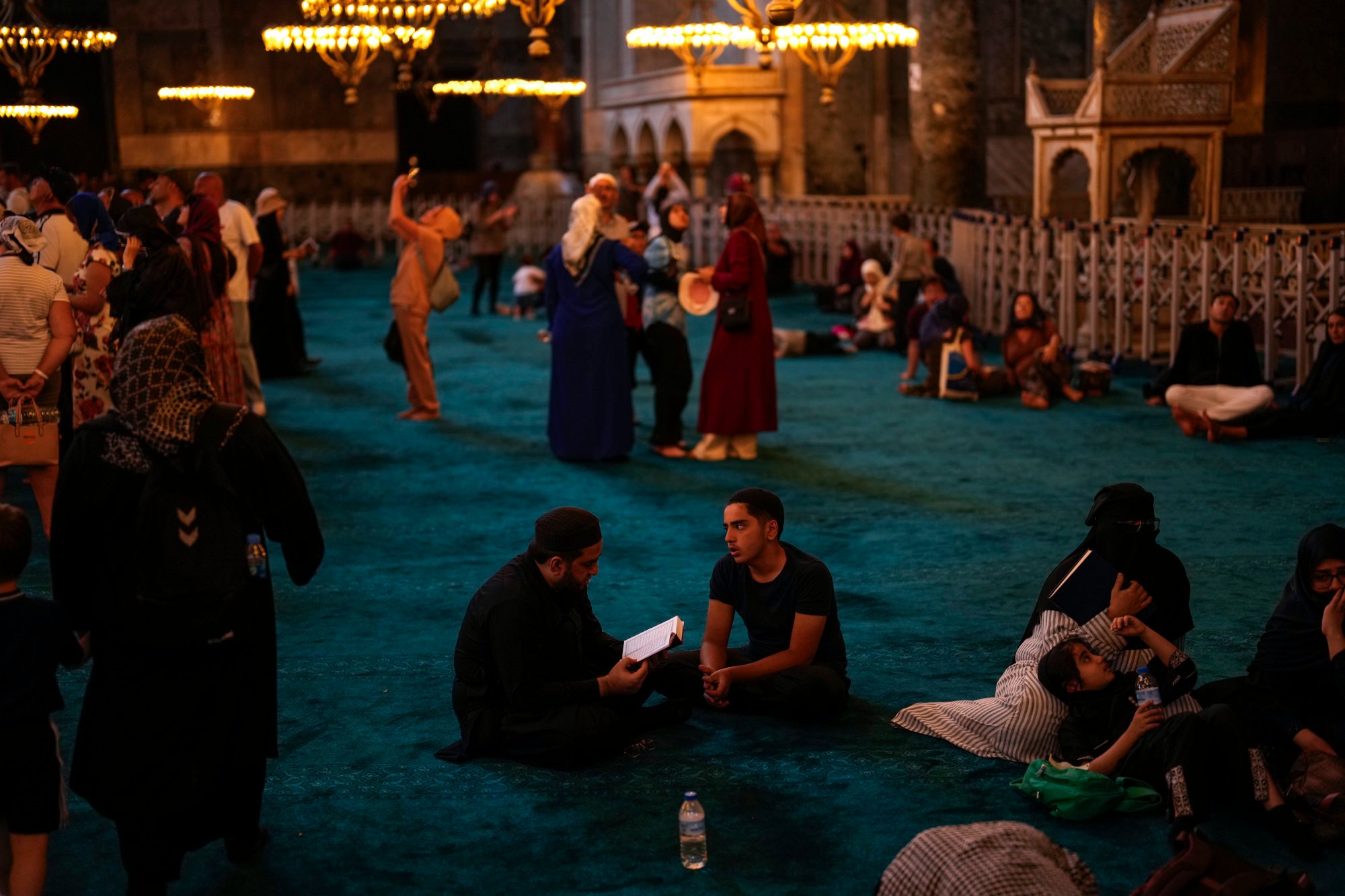 How Europe’s famous churches are balancing tourist herds with the needs ...