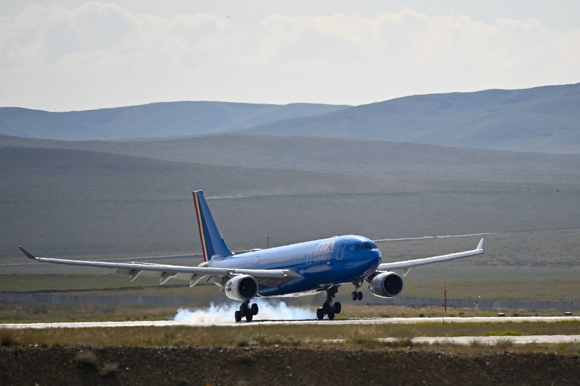 Pope Francis begins first visit to Mongolia, a nation of 1,400 ...