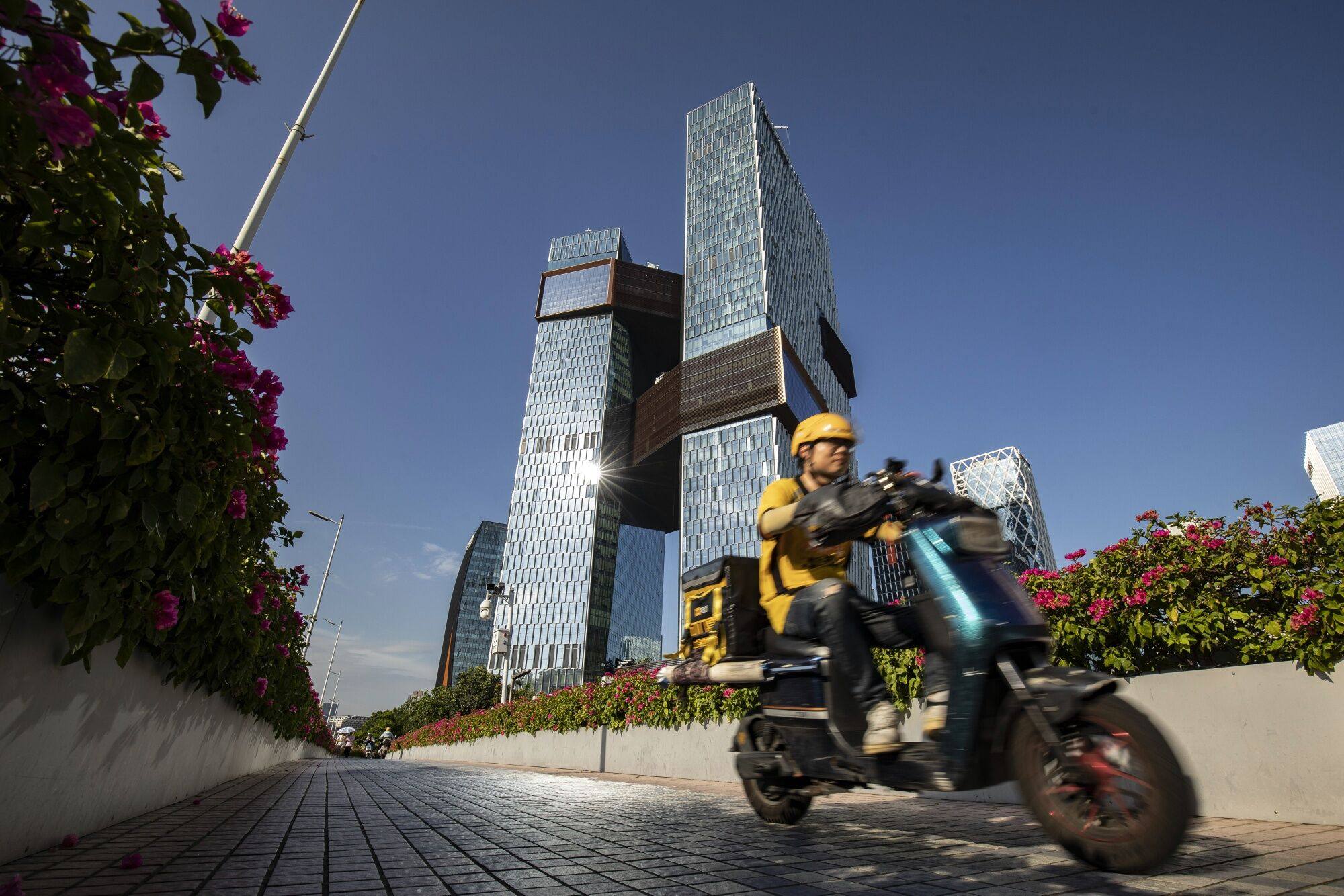 Tencent Unveils Hunyuan Foundation Ai Model For Enterprises As Public Debut Of Internet Giants