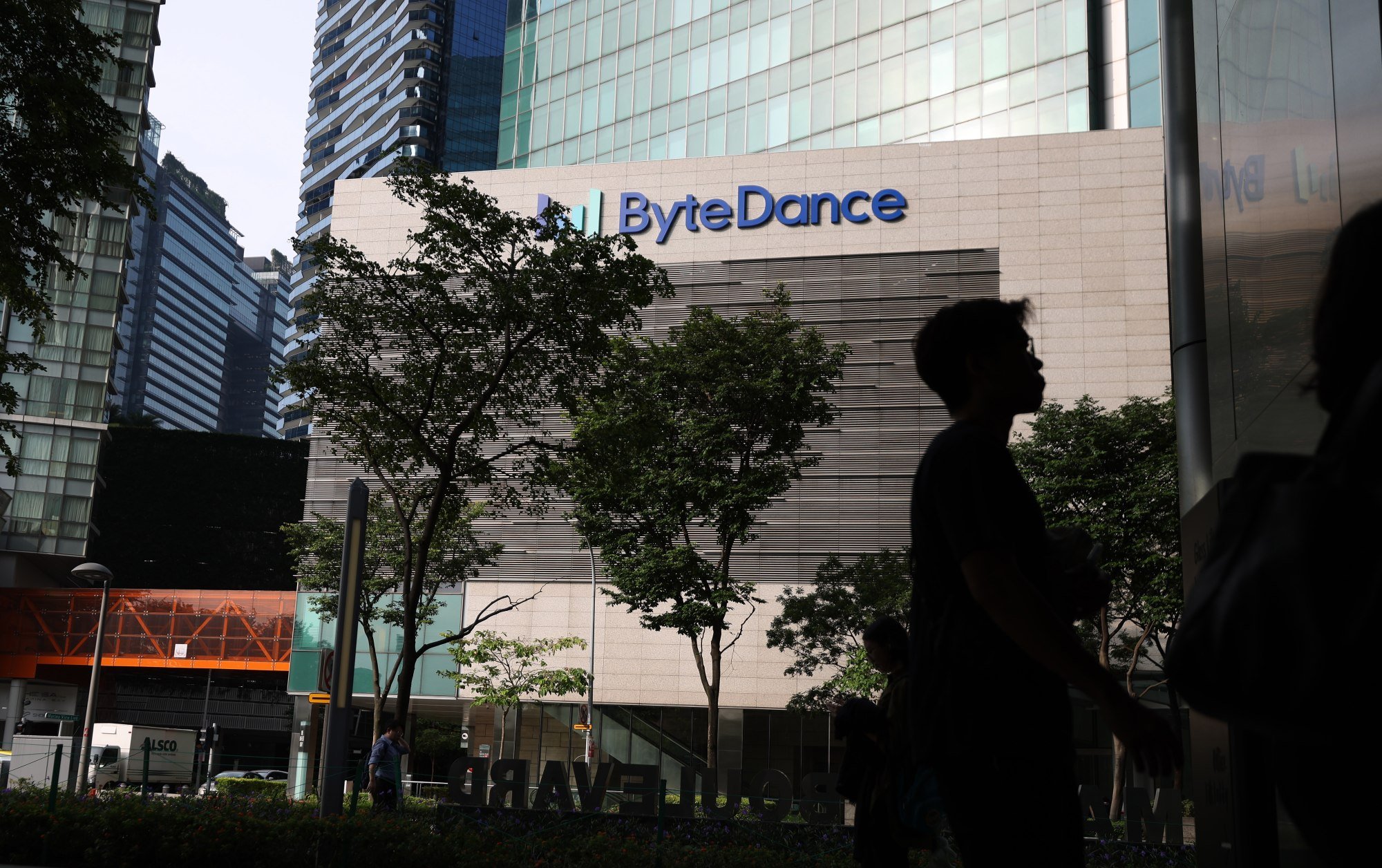 TikTok shopping ambitions face blow as Indonesia plans curbs to protect ...