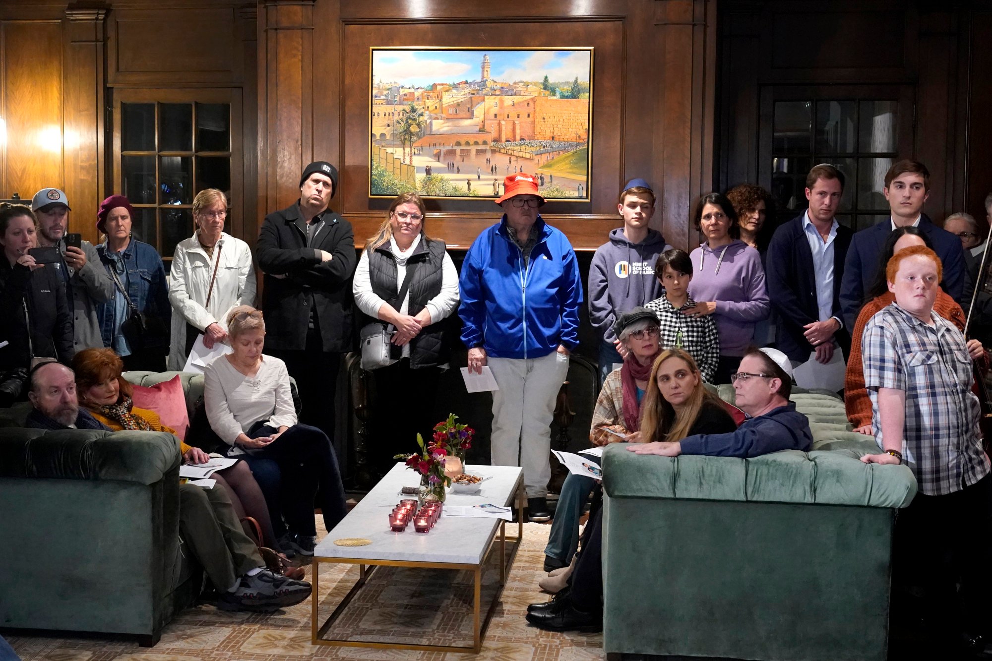 Israel-Gaza war: Hamas releases US hostages Judith and Natalie Raanan ...