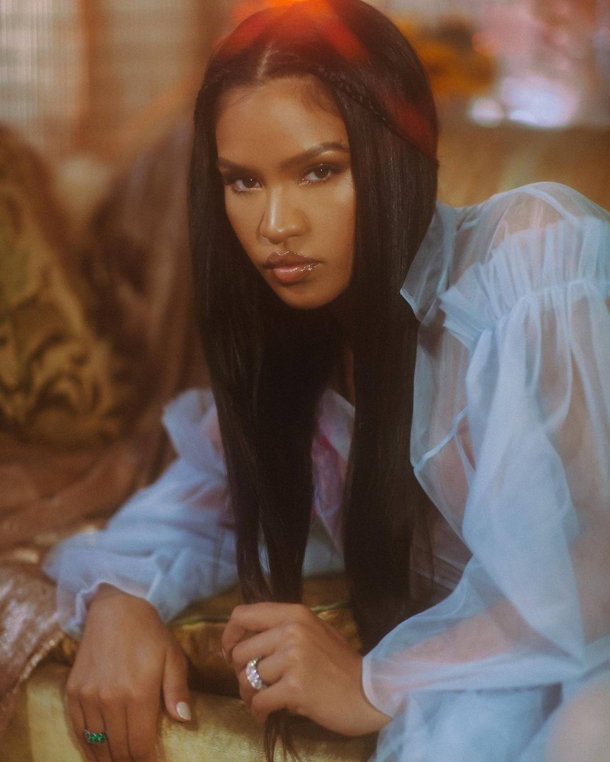 Who is Cassie, the Y2K pop star who just sued Diddy? Before the abuse ...