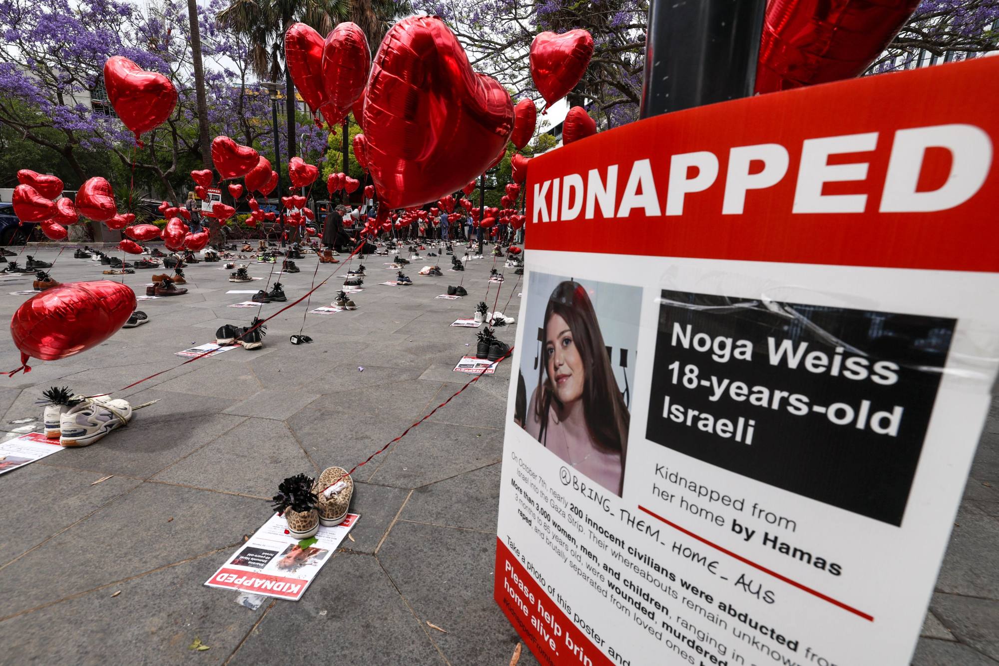 13 Israelis and 4 Thai hostages freed after delay by Hamas | South ...