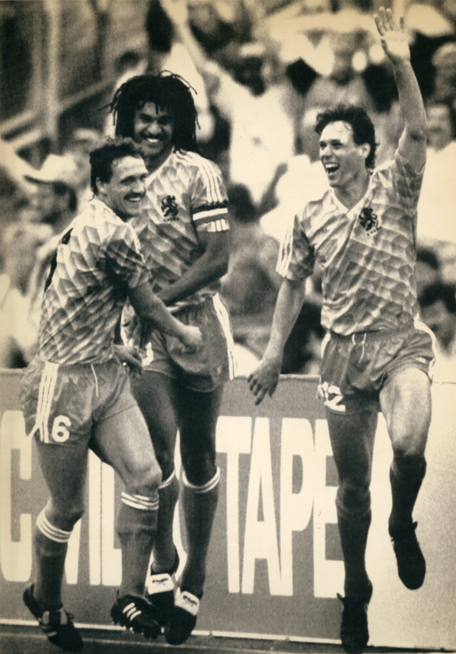 Ruud Gullit wows Hong Kong but visiting football legend says city’s ...