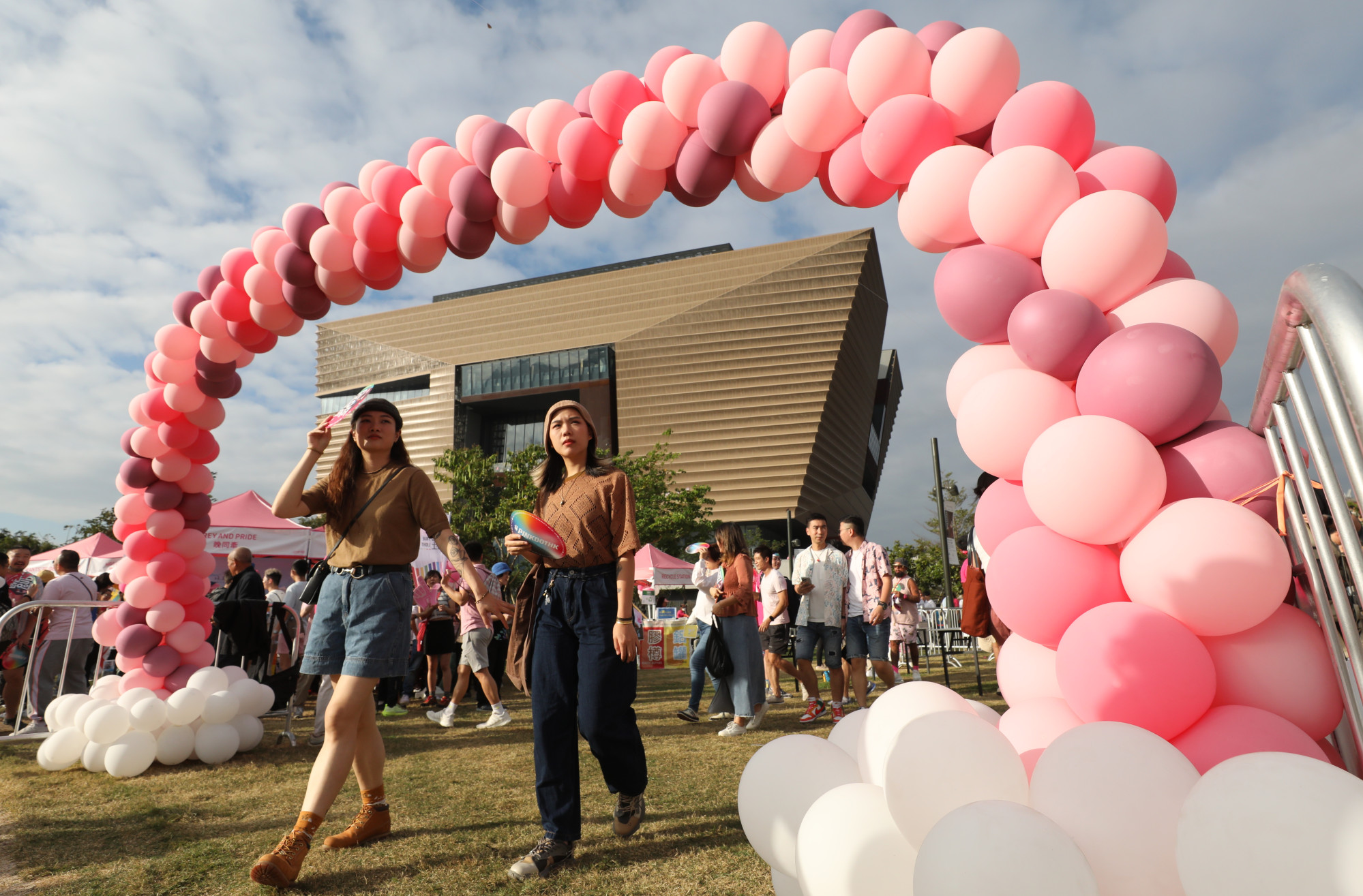 Crowds flock to Hong Kong’s Pink Dot to celebrate the first outdoor ...