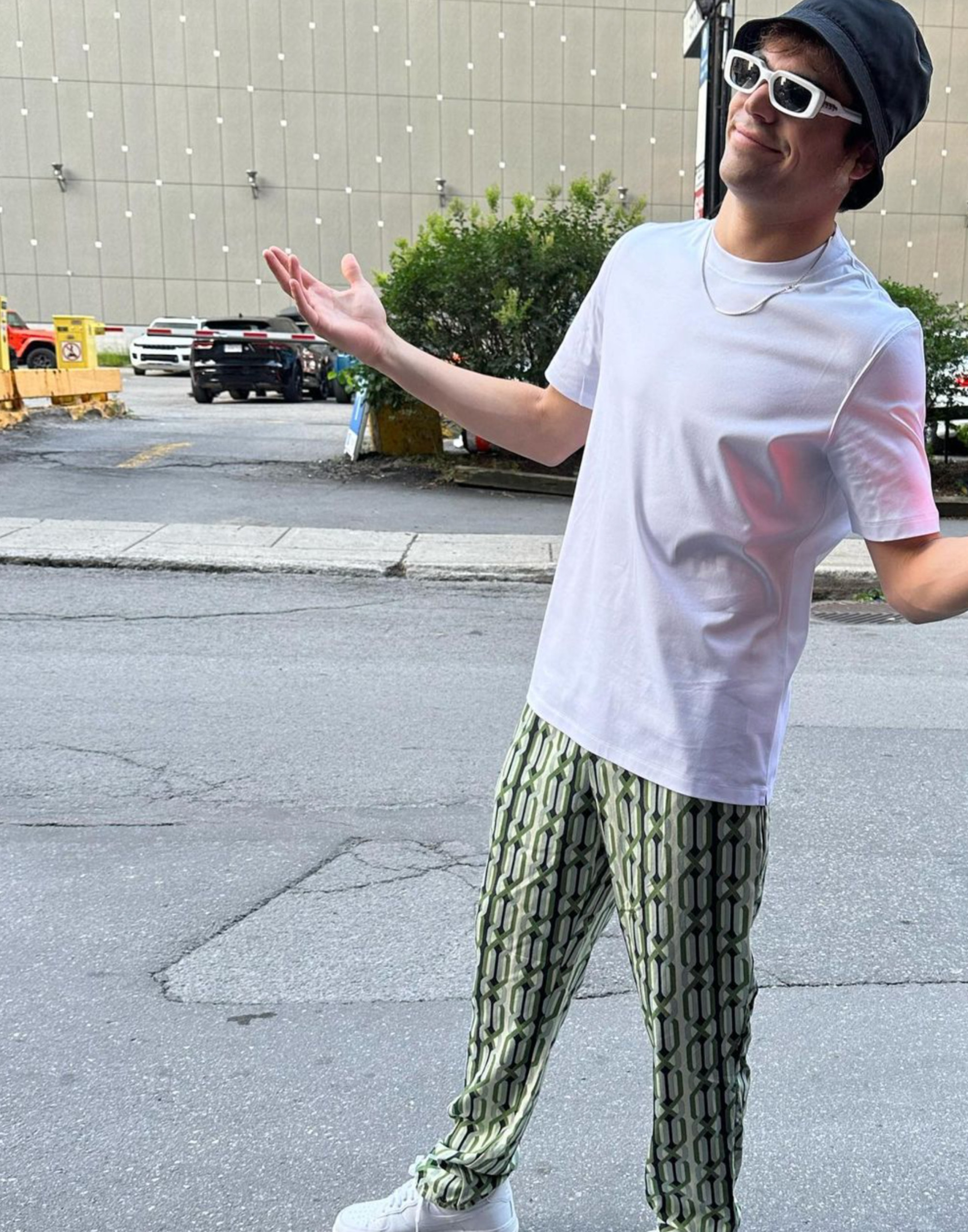 Meet billionaire Lawrence Stroll’s handsome F1 driver son, Lance: he ...