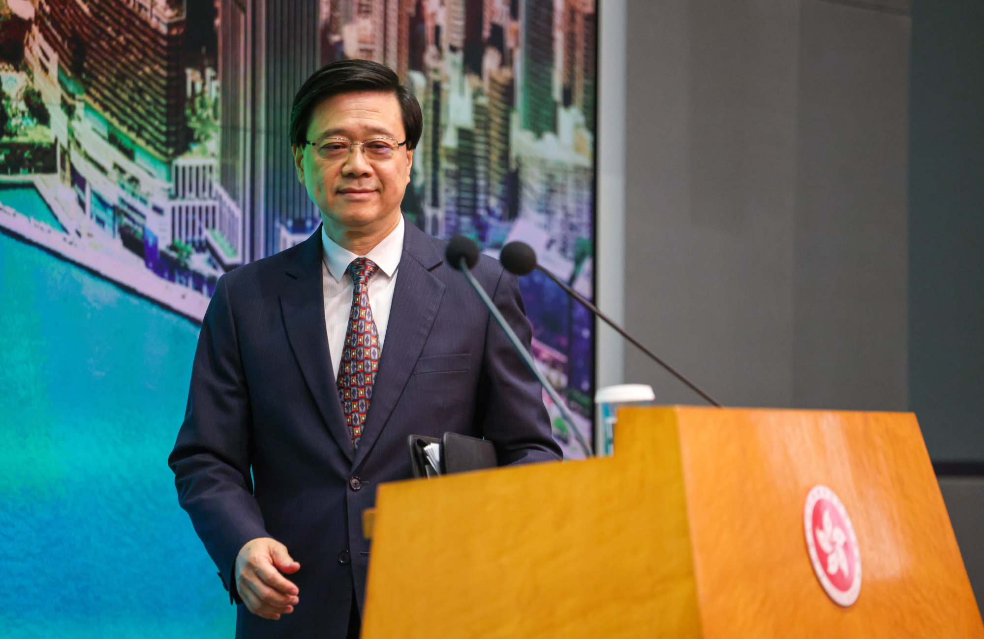 Hong Kong’s leader says community work must come first among district ...