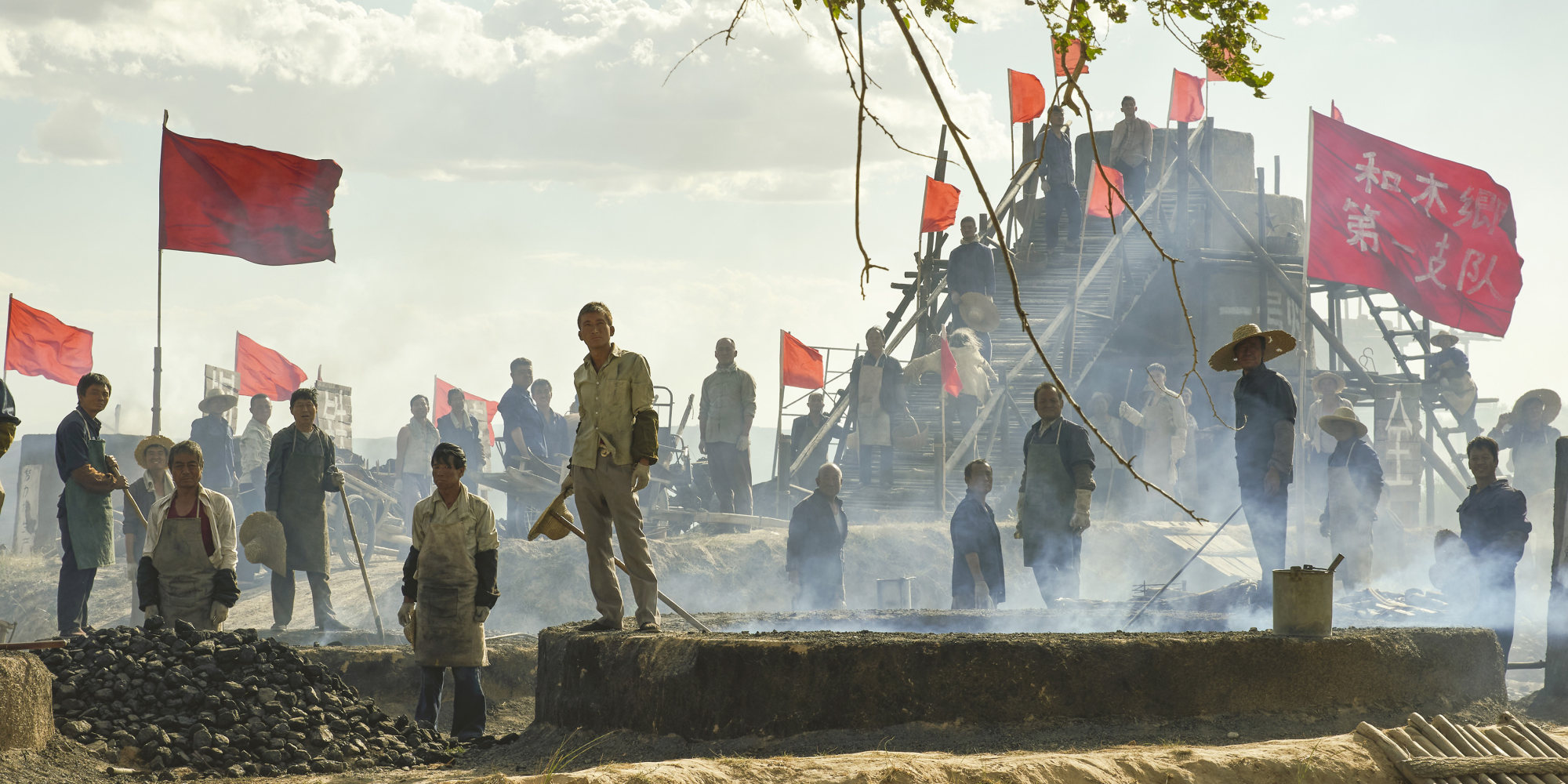 Berlin 2024: Above the Dust – Chinese director Wang Xiaoshuai evokes ...