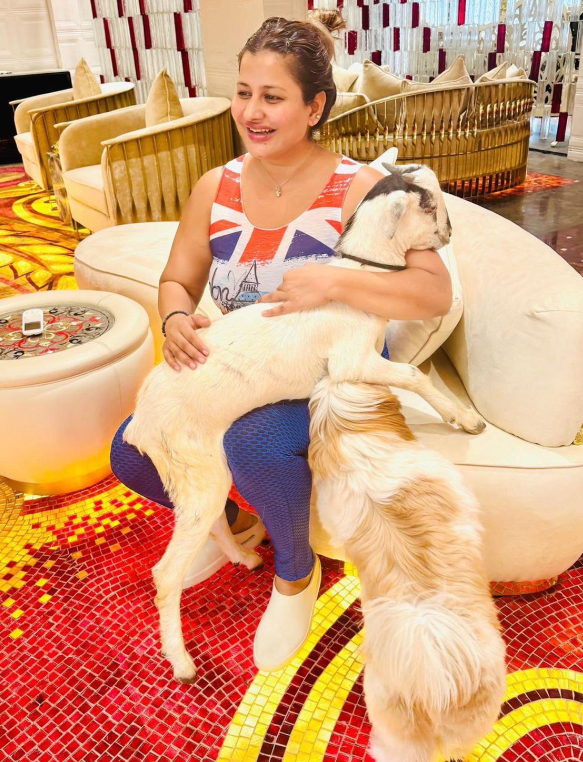 Who is Sudha Reddy, the Indian billionaire who wore 200 carats of ...