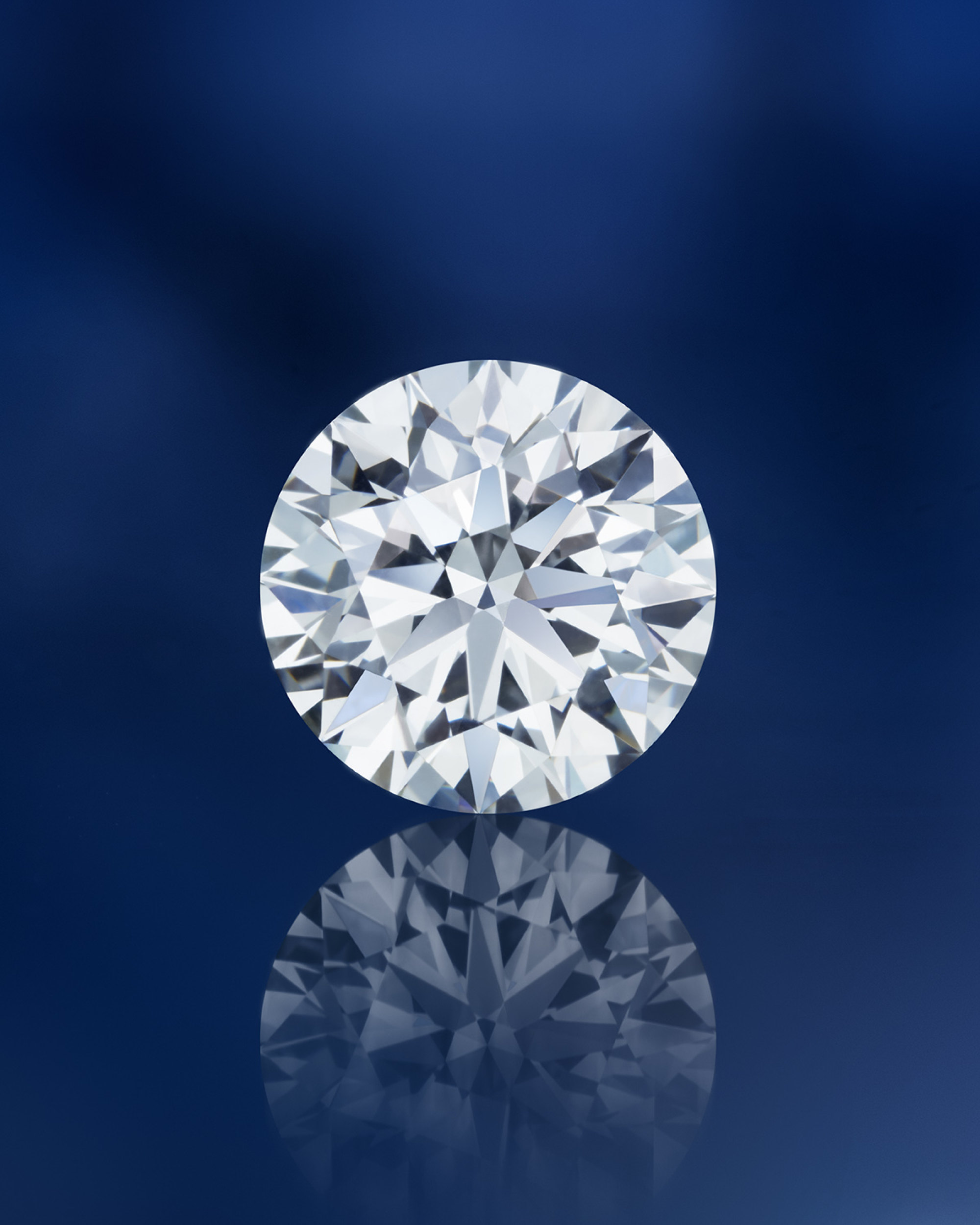 Style Edit: De Beers’ diamond campaign Unveiling The Extraordinary ...