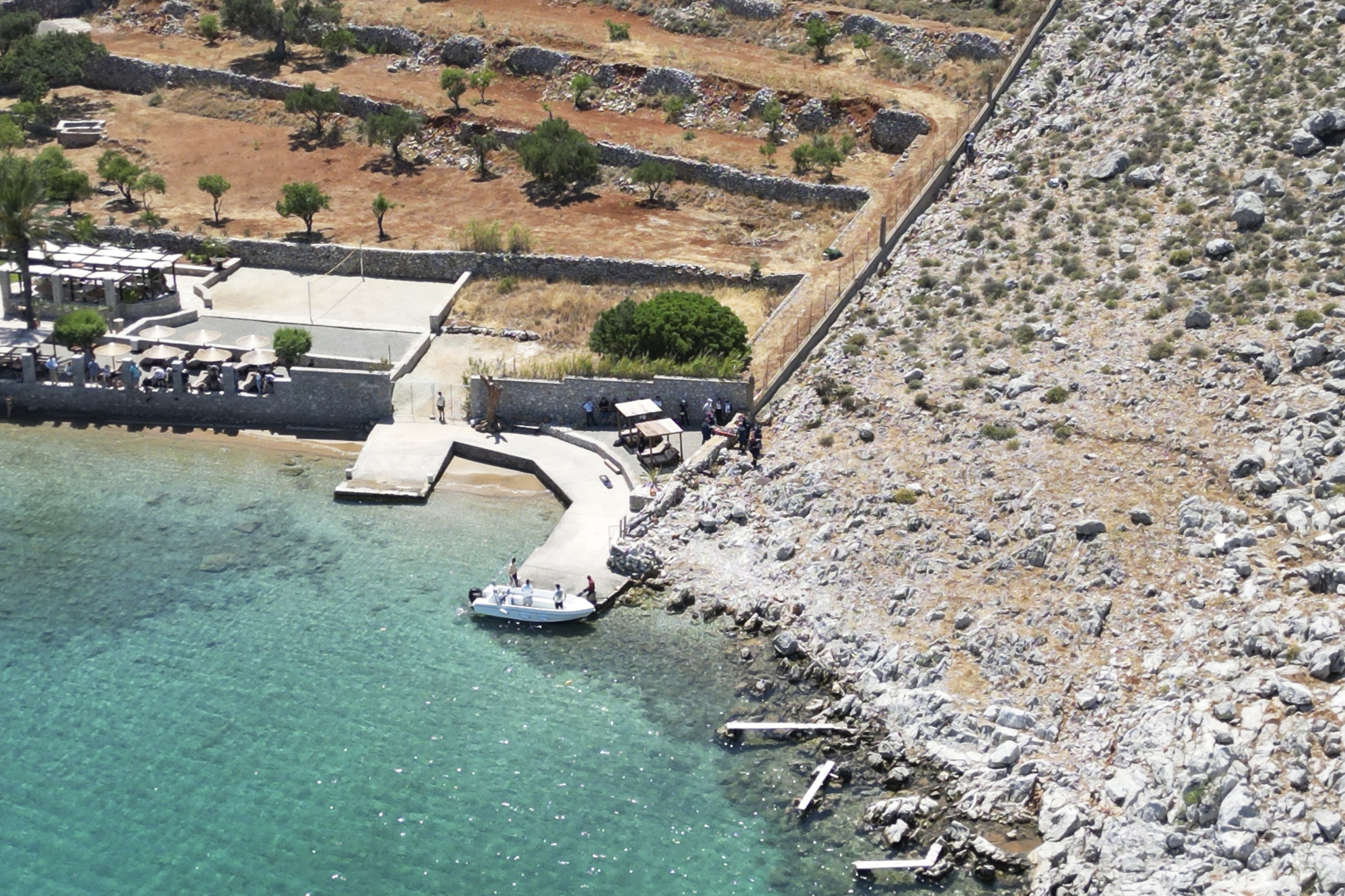 Body of missing British TV presenter Michael Mosley found on Greek ...