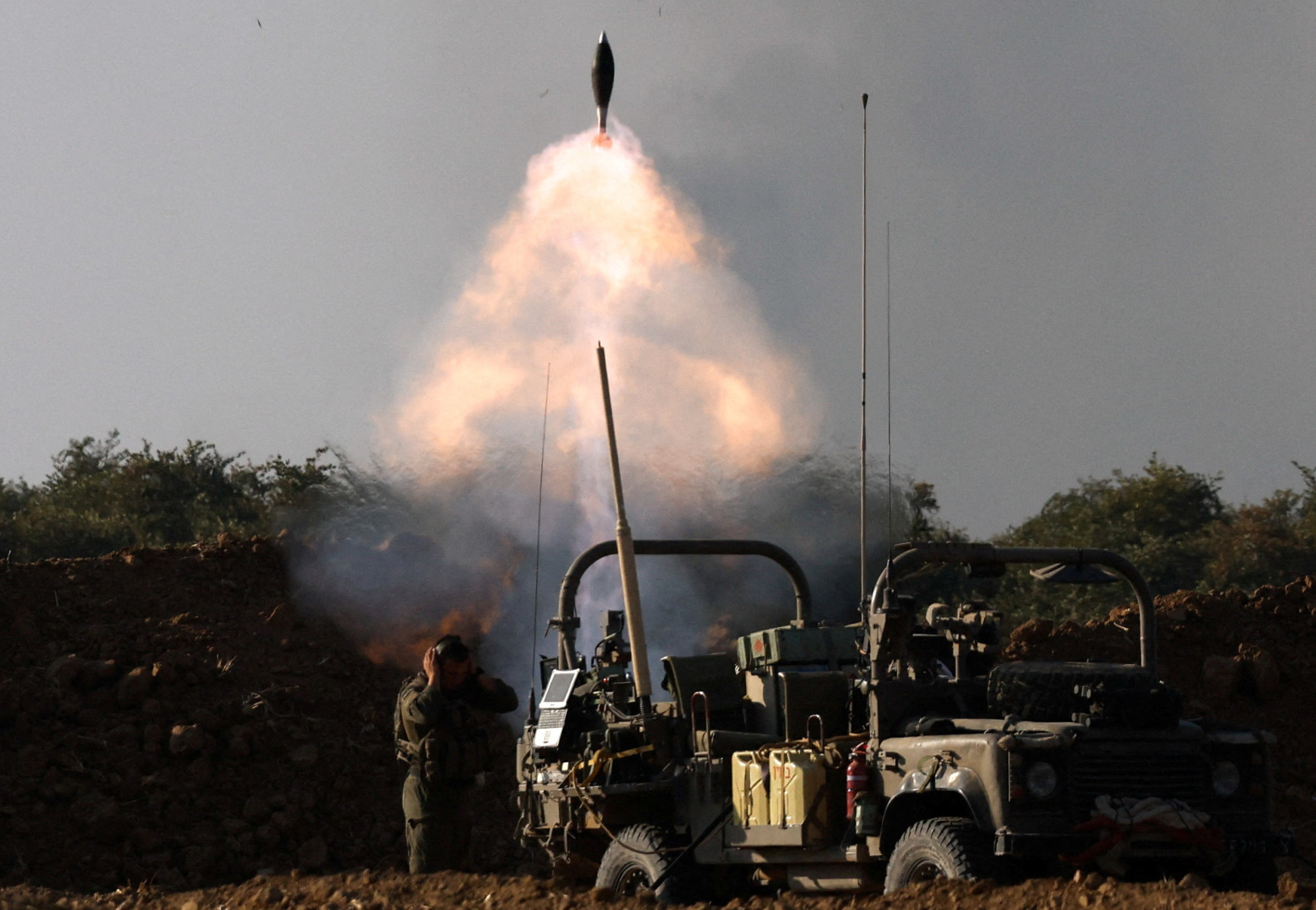 Strike on Gaza school kills at least 29 as heavy battles displace ...