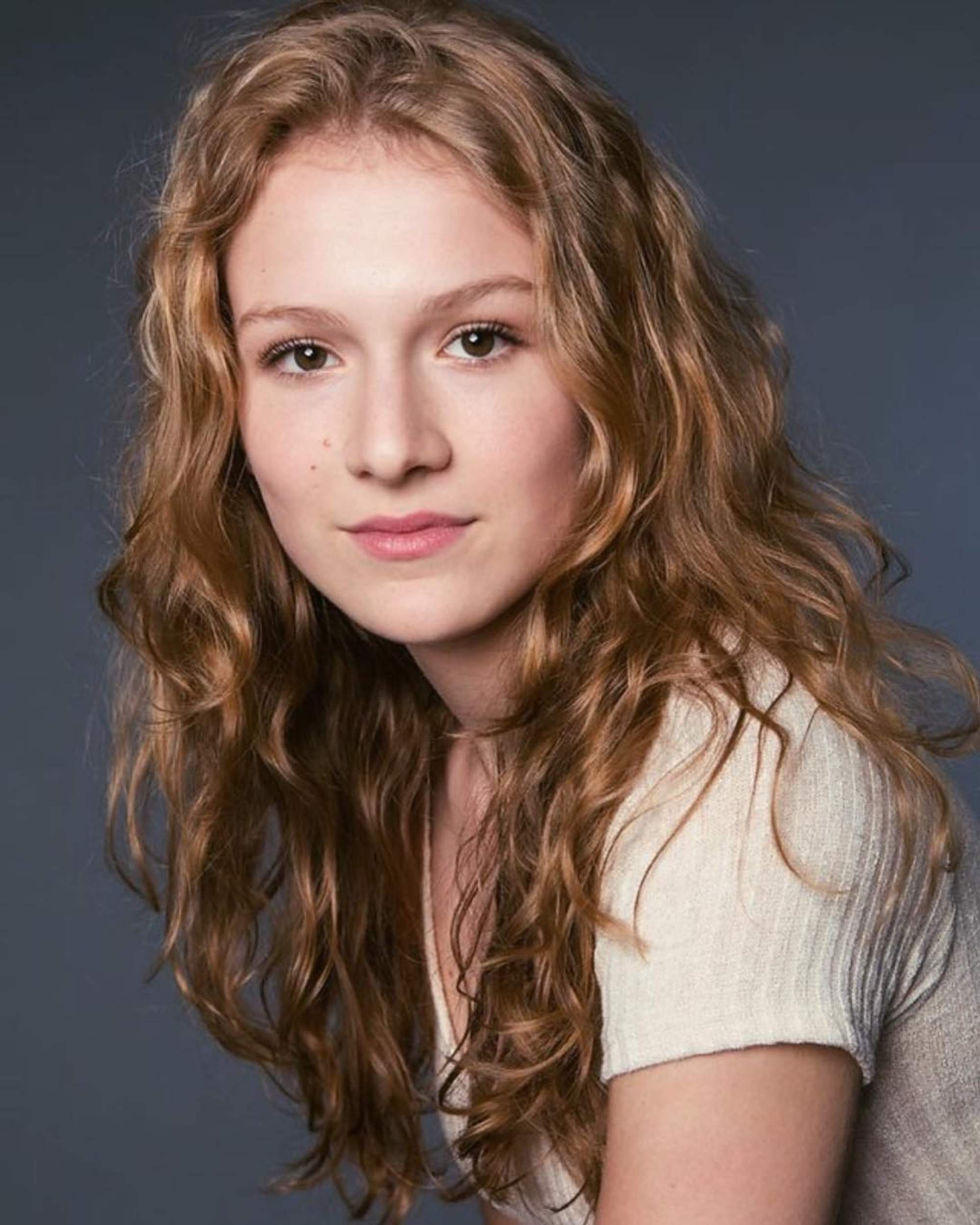 Lily Young's Instagram, Twitter & Facebook on IDCrawl