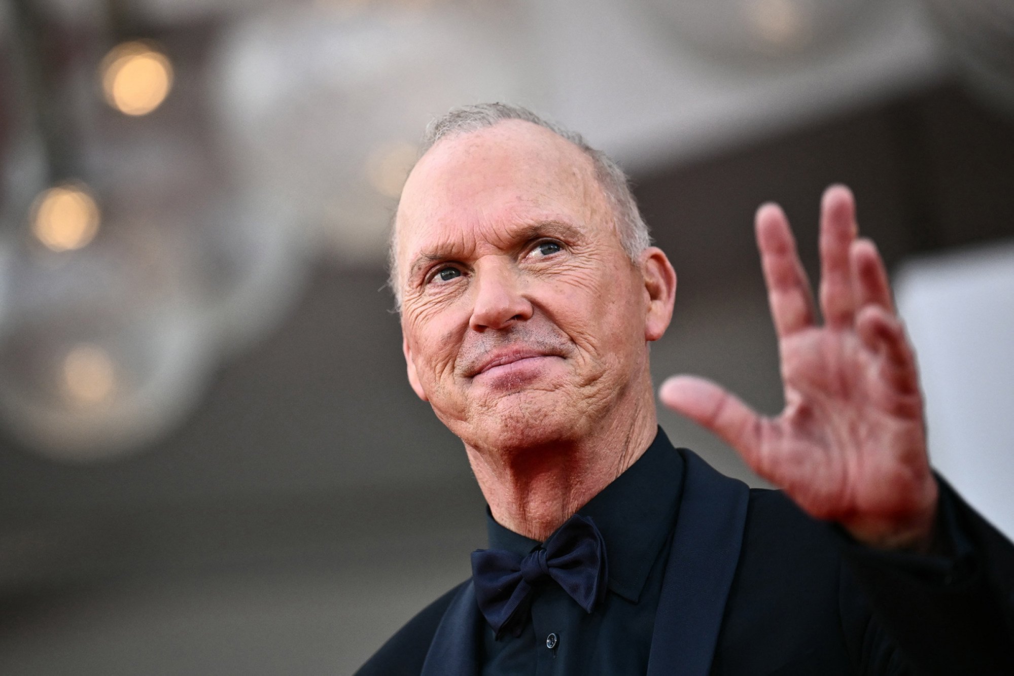 Michael Keaton Fidanzata 2024 Michael Keaton Reveals How He Fell In