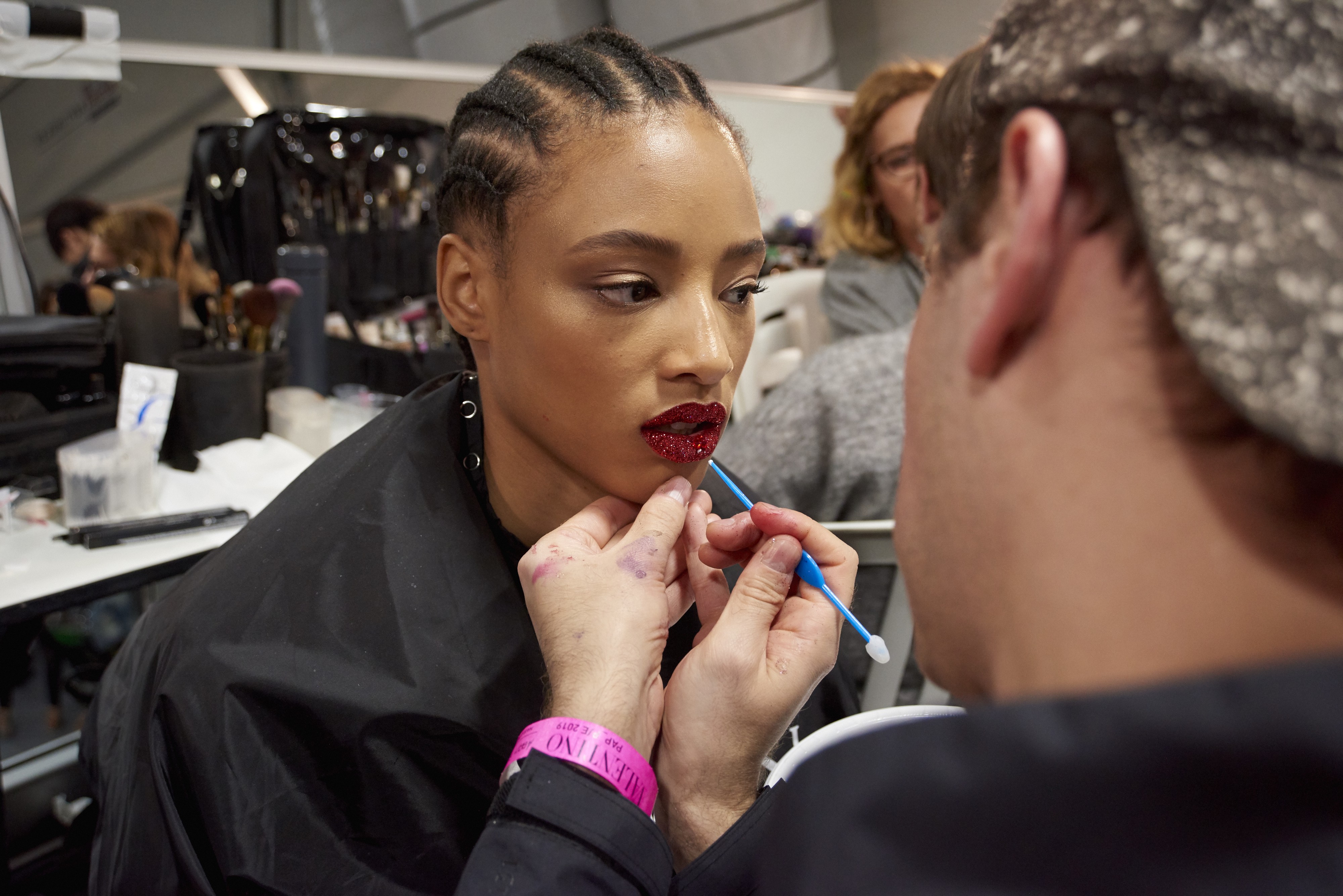 Rock the latest beauty and make-up trends from the runways | South ...