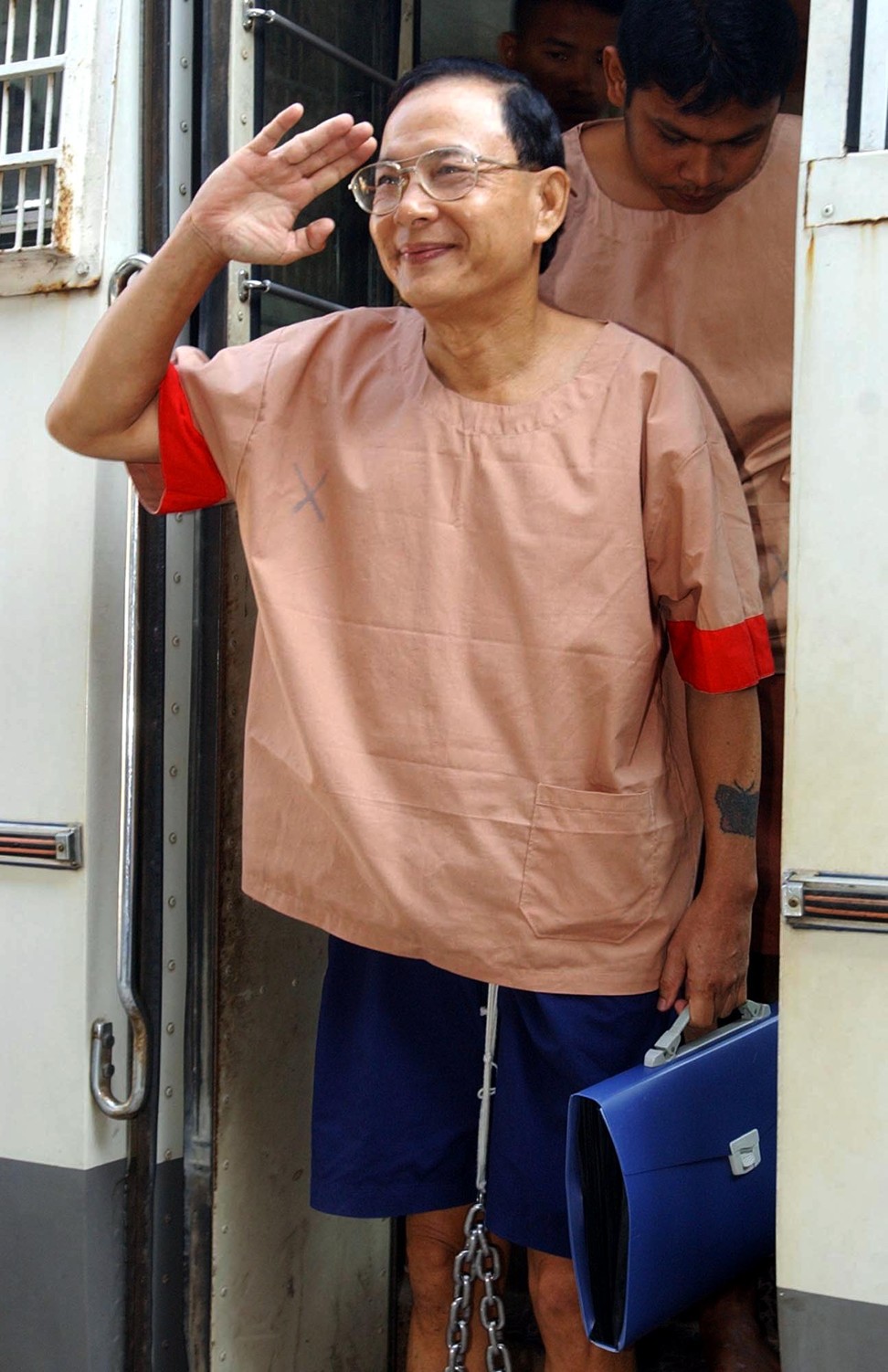 Ly Tong, the Vietnamese folk hero who hijacked planes to fight ...