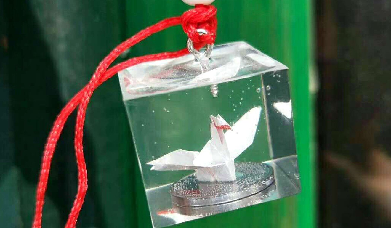 Meet the Chinese man making origami with his mouth and money for his ...