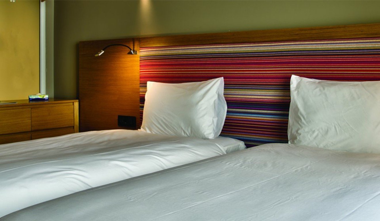 How to spot these 7 hotel room booking scams that are costing you ...