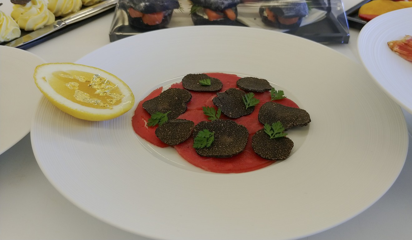 Private jet meals: what’s on the menu when you fly VIP, and the dishes ...