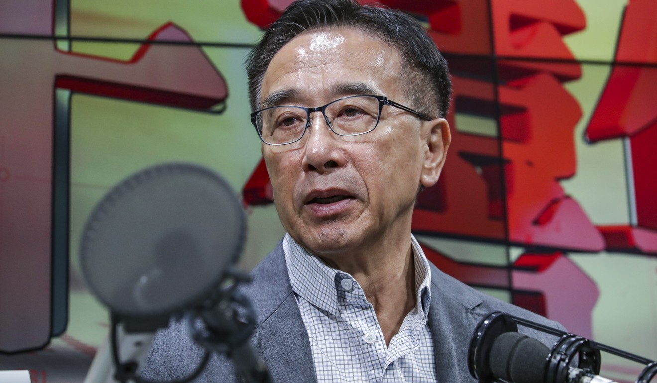 Hong Kong protests: pro-Beijing camp squabbles as former chief justice ...