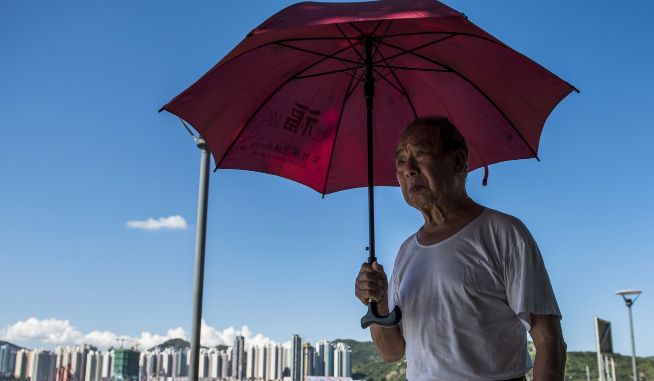 Elderly people are dying on waiting lists for Hong…