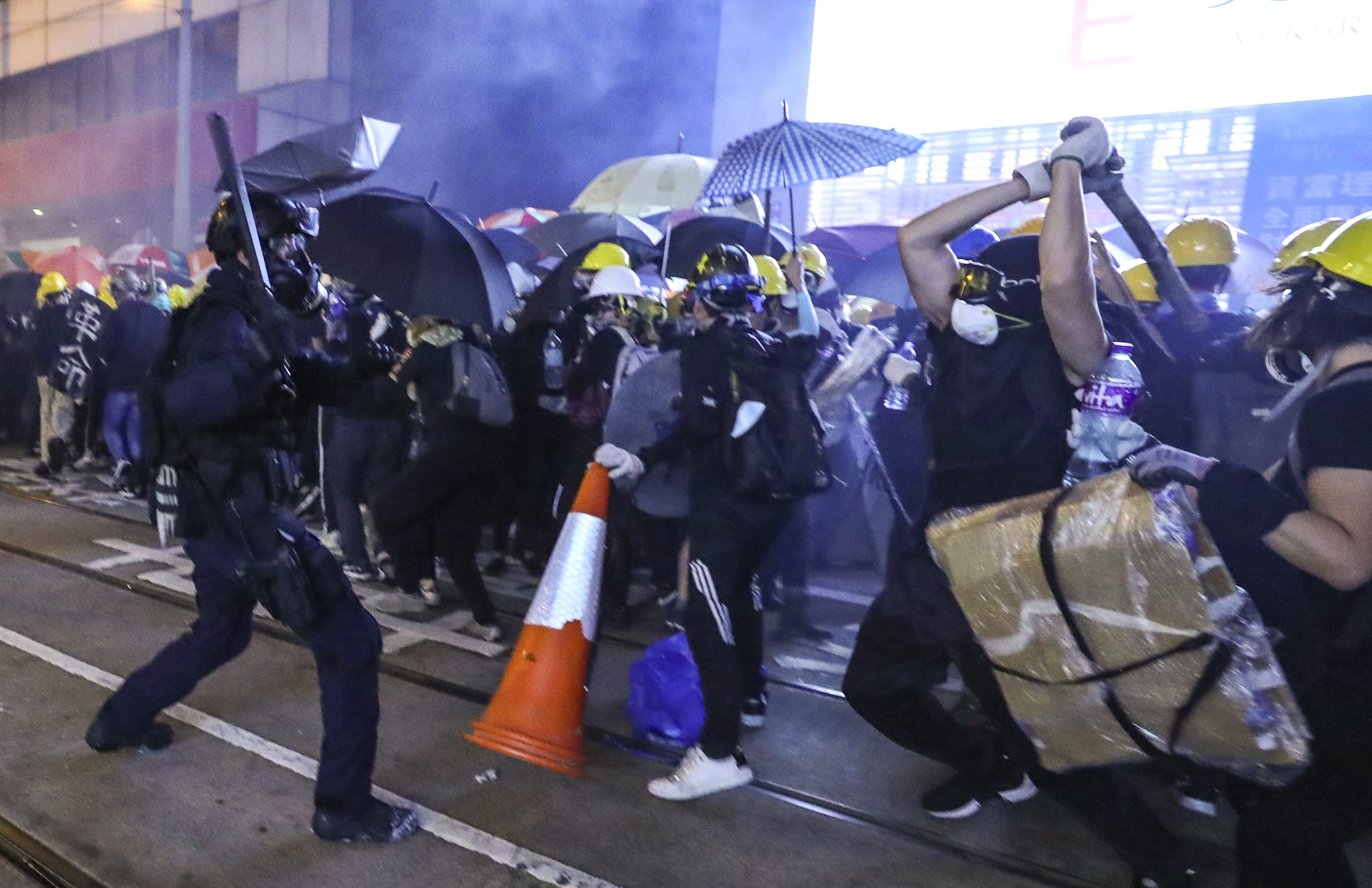 [video] Wa la, 13 Oct 2022...Very rare Beijing protest against Xi ...