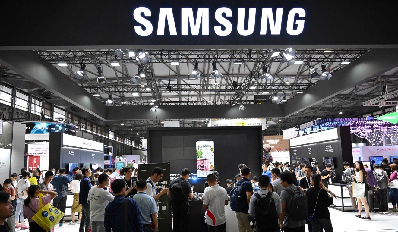 Chinese K-pop star Lay Zhang drops Samsung over website territory row ...