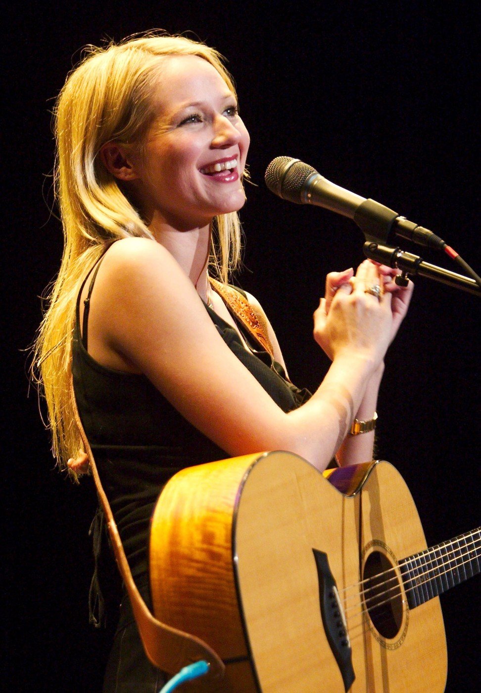 From Daniel Craig to J.Lo, 20 stars who were homeless before they found ...