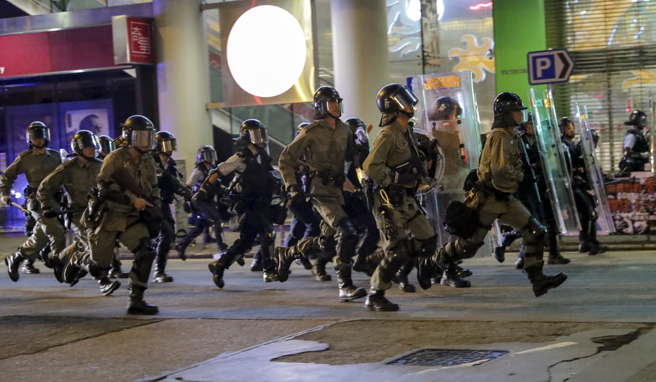 Hong Kong protests: riot police back in action after crowd gathers in ...