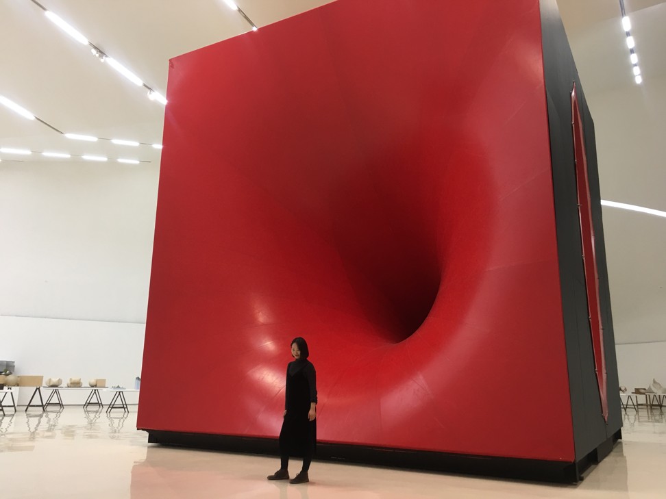Artist Anish Kapoor plays with reality in his debut solo show in China ...