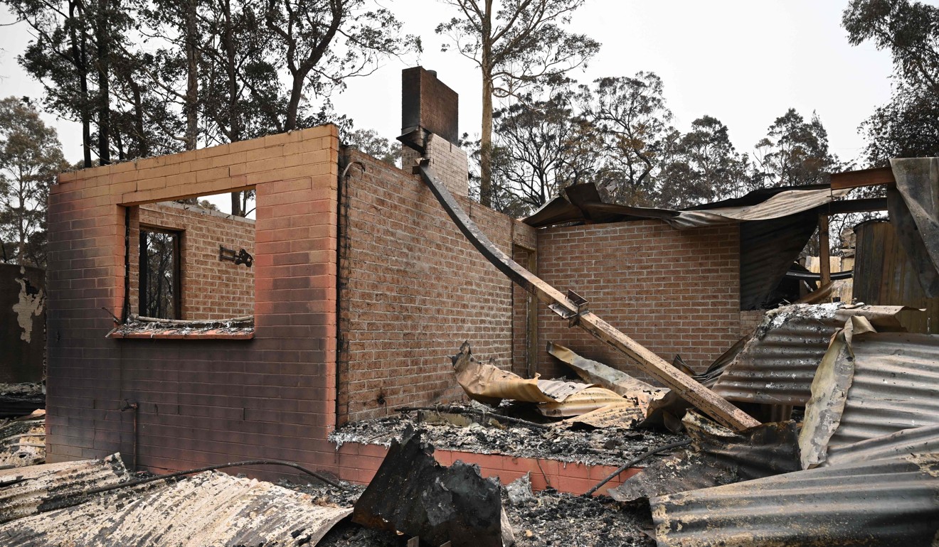 Australia fires: devastated communities brace for even worse weekend ...
