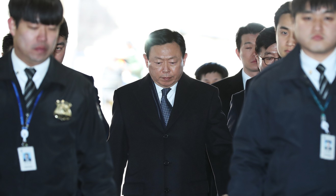 Lotte Group founder Shin Kyuk-ho dies at 97, leaving tarnished legacy ...