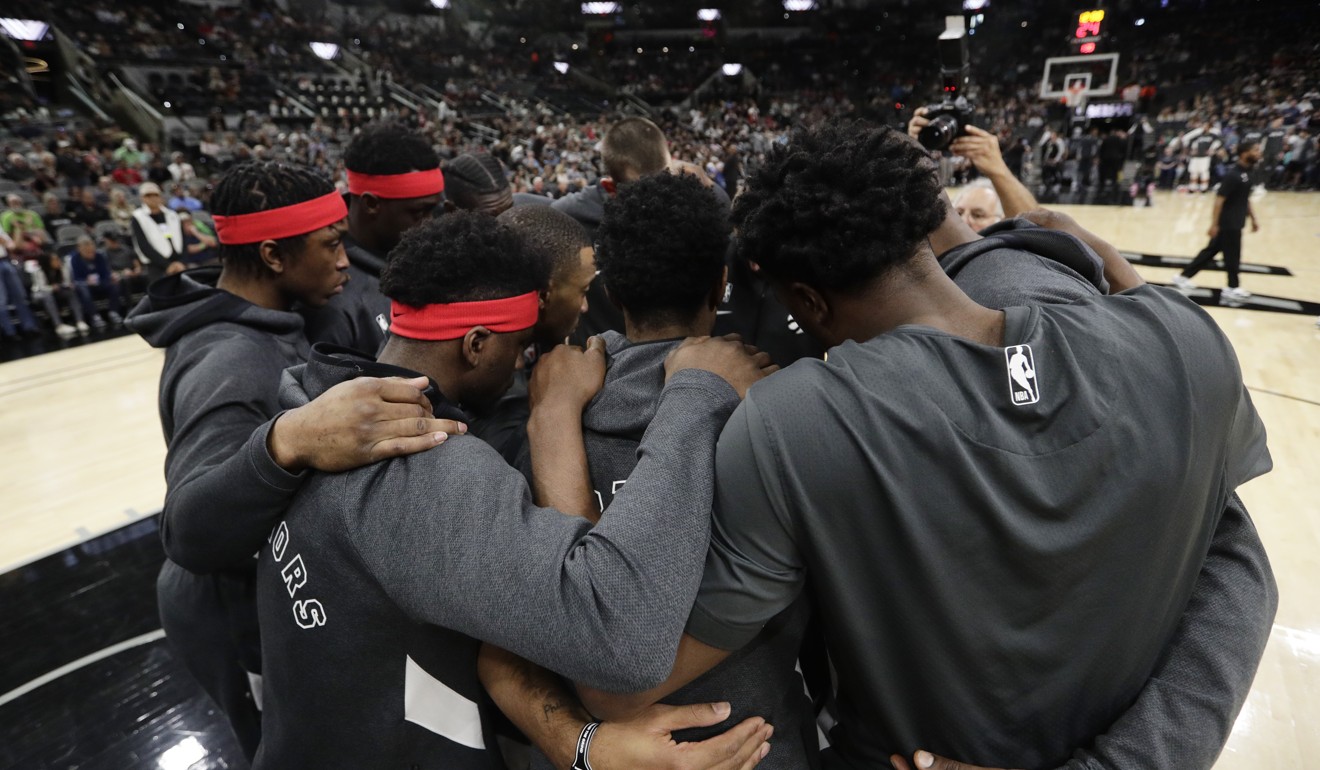 NBA legend Kobe Bryant and eight others, including his daughter, killed ...