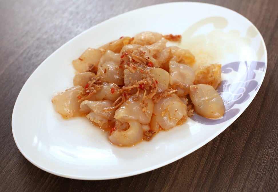 Traditional dim sum and top-notch à la carte at the palatial Guo Fu Lou ...